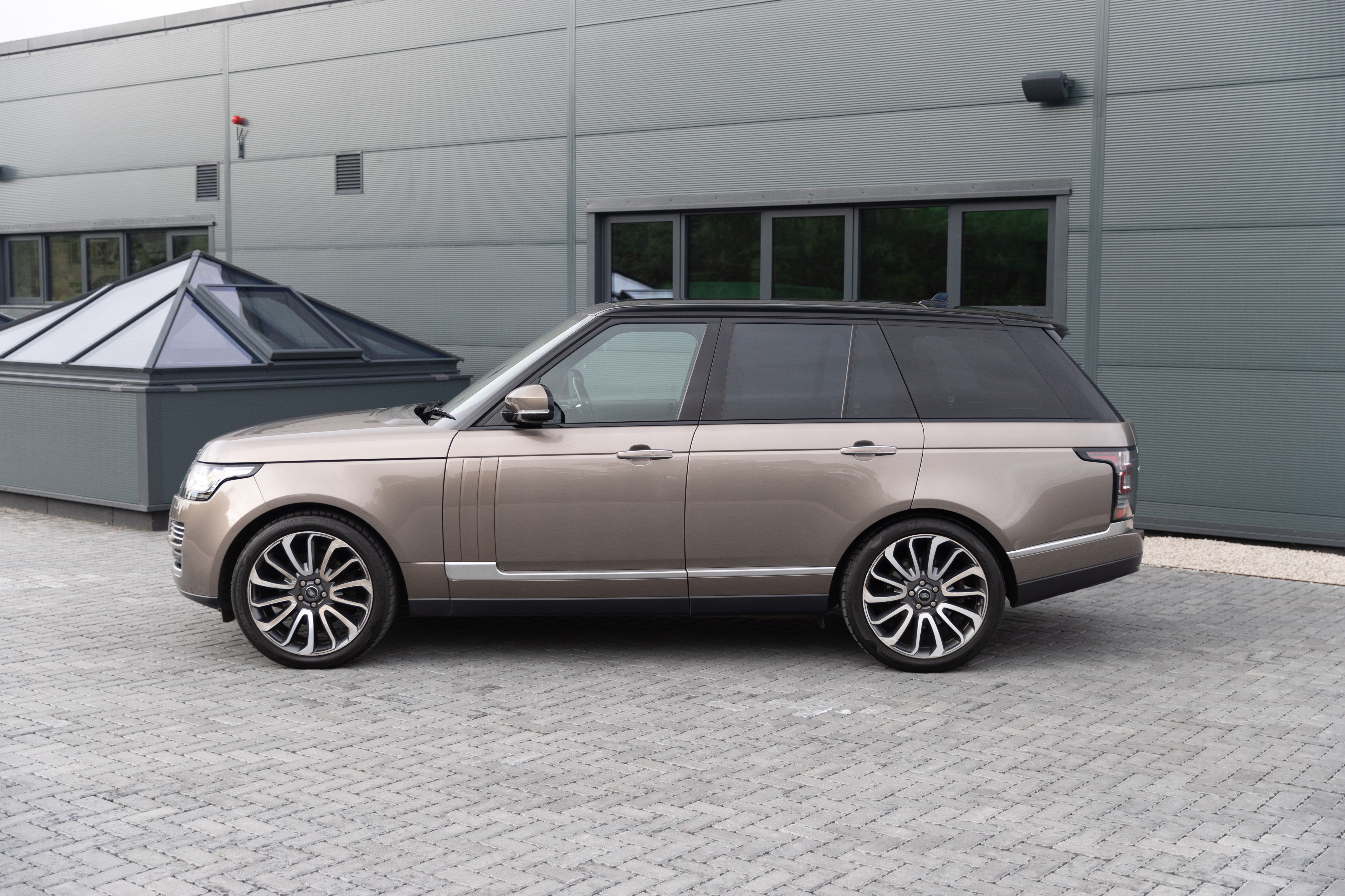 2016 Range Rover TDV6 Vogue SE for sale by auction in Bishops Stortford ...