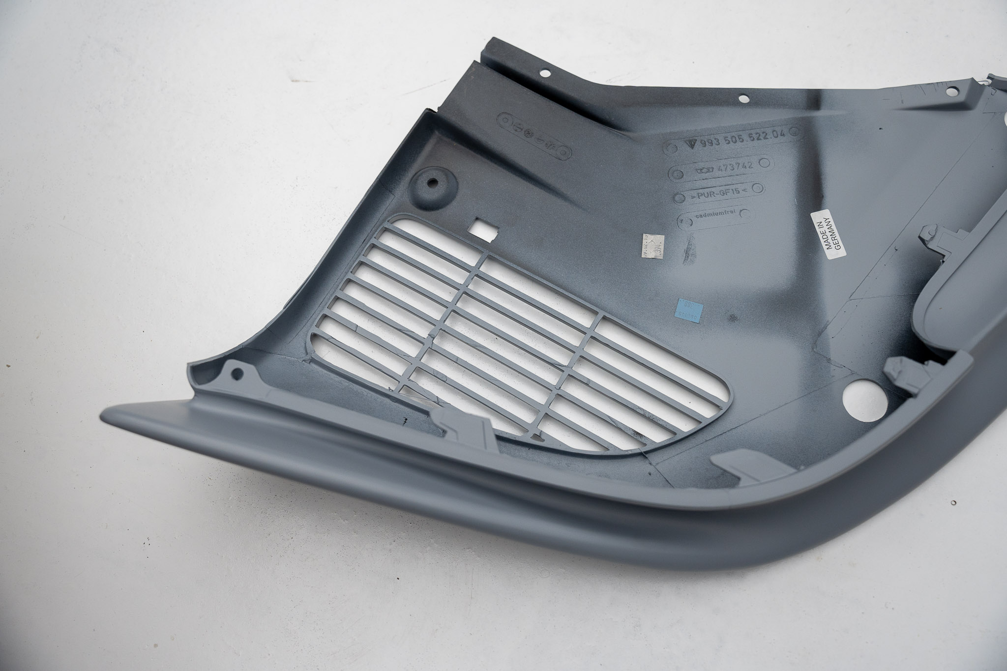 Porsche 911 (993) Carrera RS Clubsport Aero Kit for sale by auction in ...