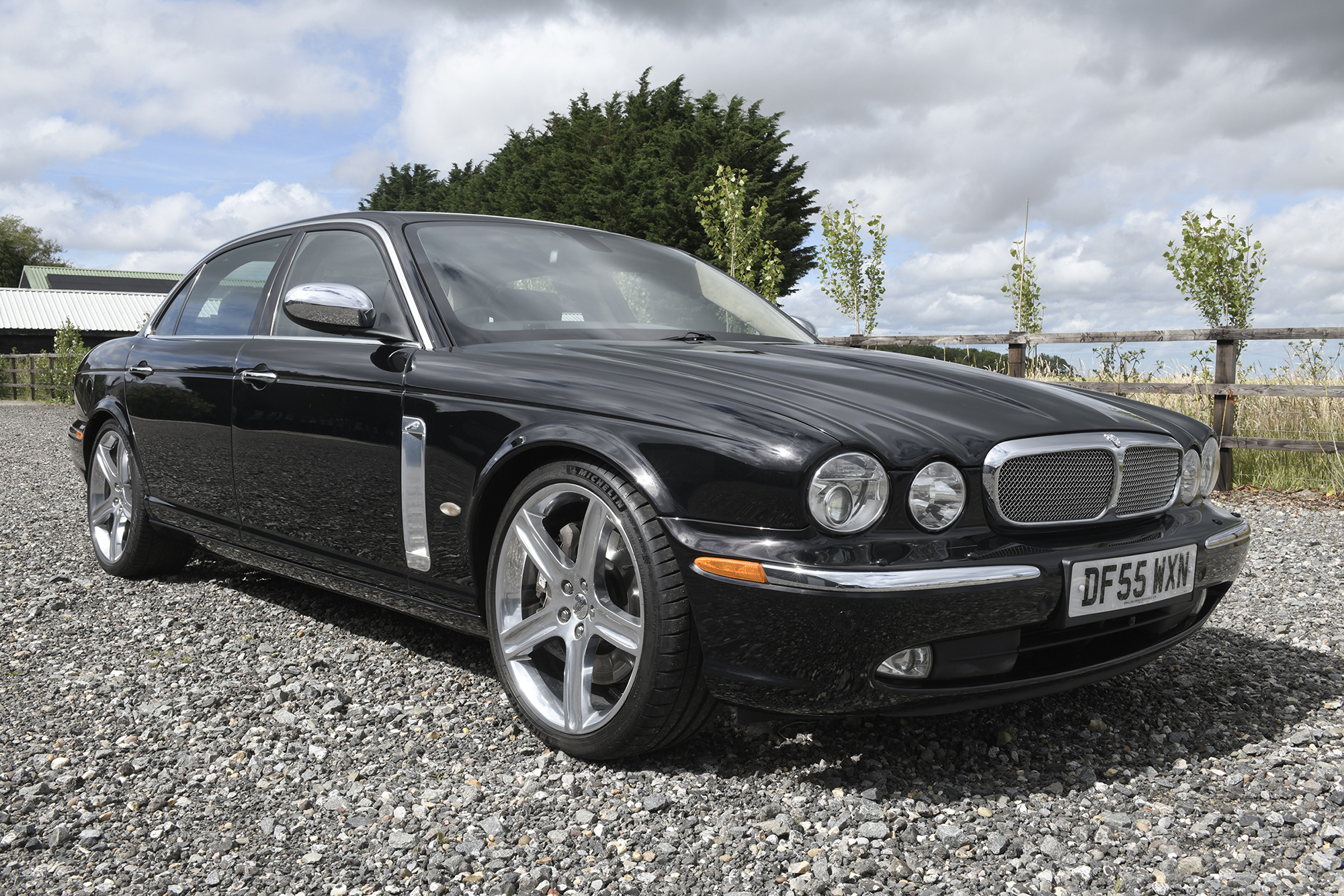 2005 Jaguar XJ (X350) Super V8 Portfolio for sale by auction in Barham ...