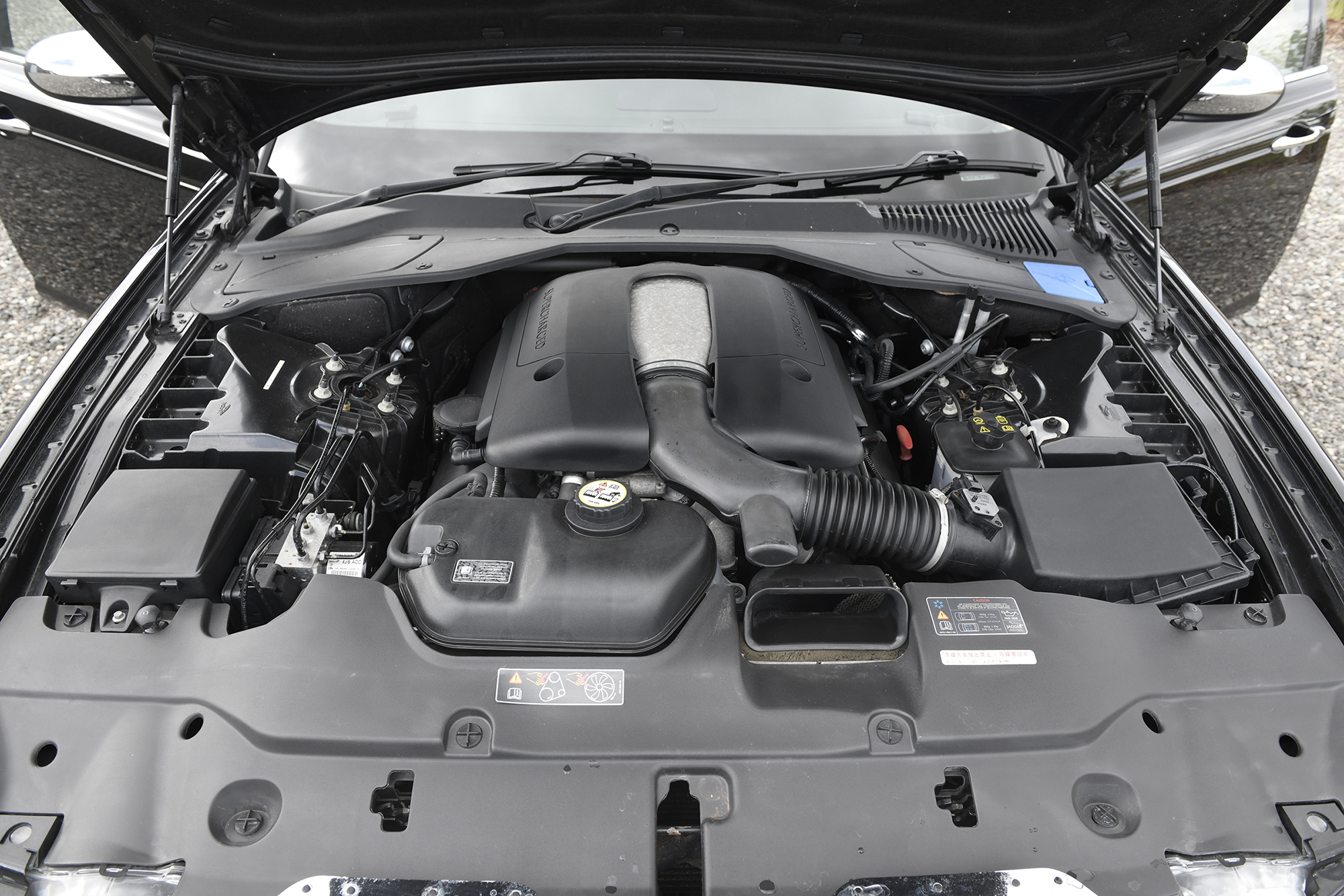 2005 Jaguar XJ (X350) Super V8 Portfolio for sale by auction in Barham ...