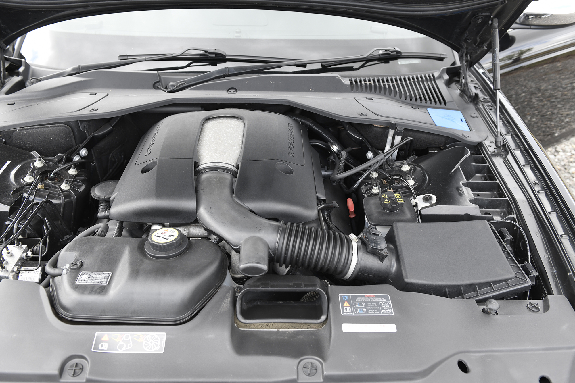 2005 Jaguar XJ (X350) Super V8 Portfolio for sale by auction in Barham ...