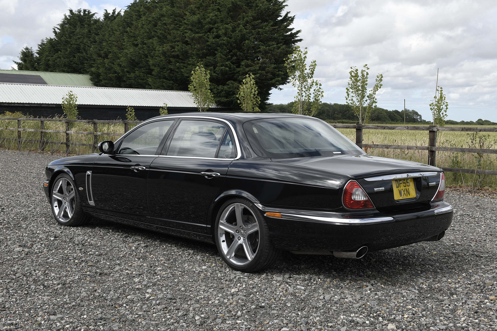 2005 Jaguar XJ (X350) Super V8 Portfolio for sale by auction in Barham ...