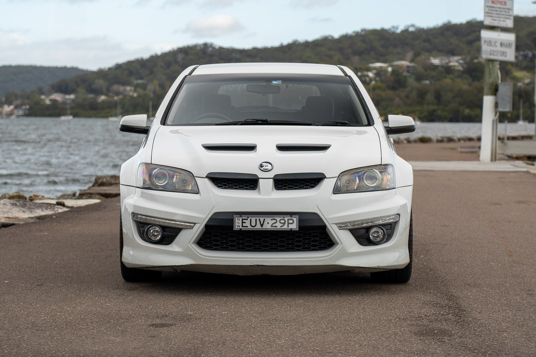 2009 Holden (E2) HSV R8 Clubsport Tourer for sale by auction in Narara ...