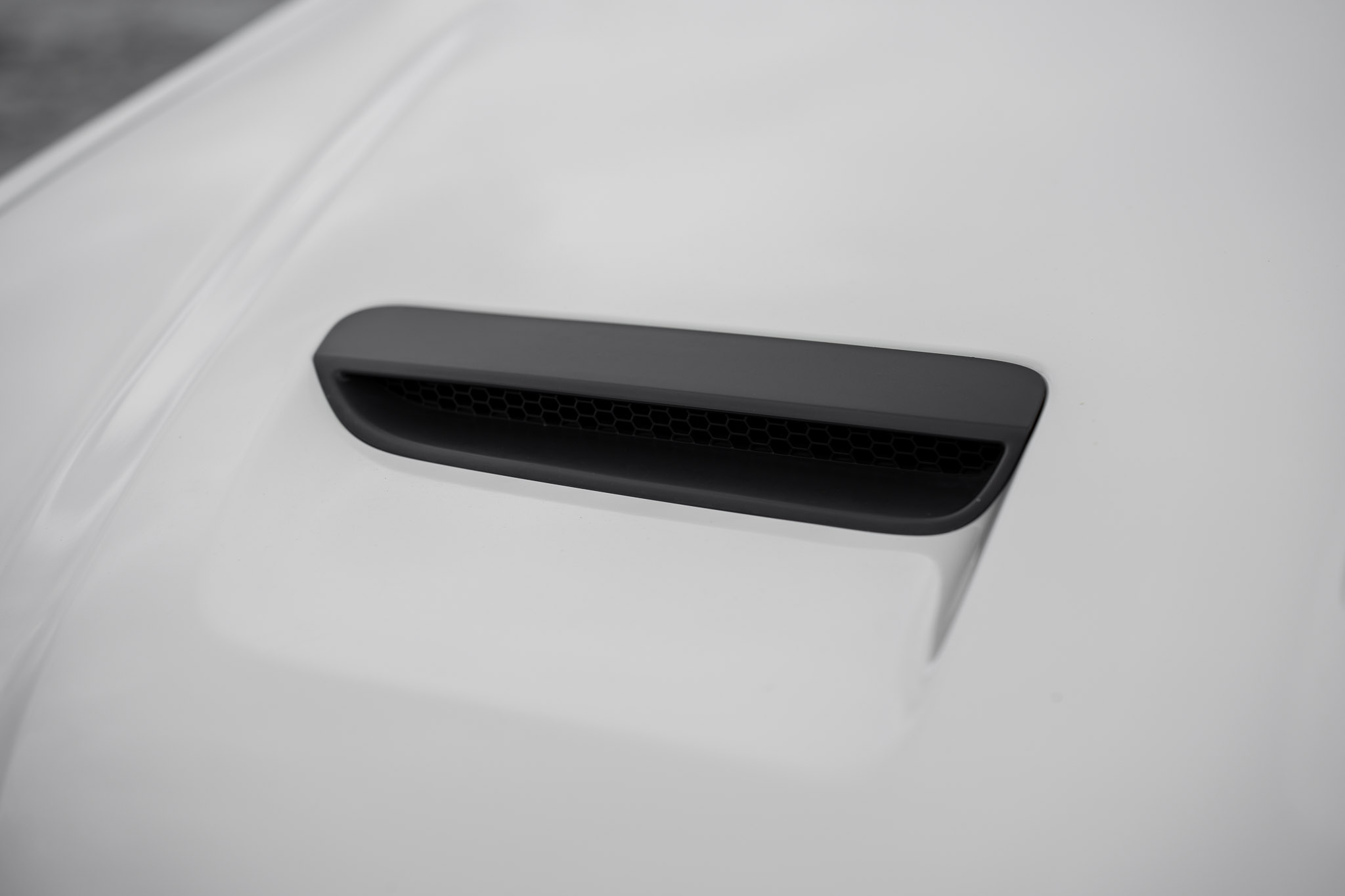 2009 Holden (E2) HSV R8 Clubsport Tourer for sale by auction in Narara ...