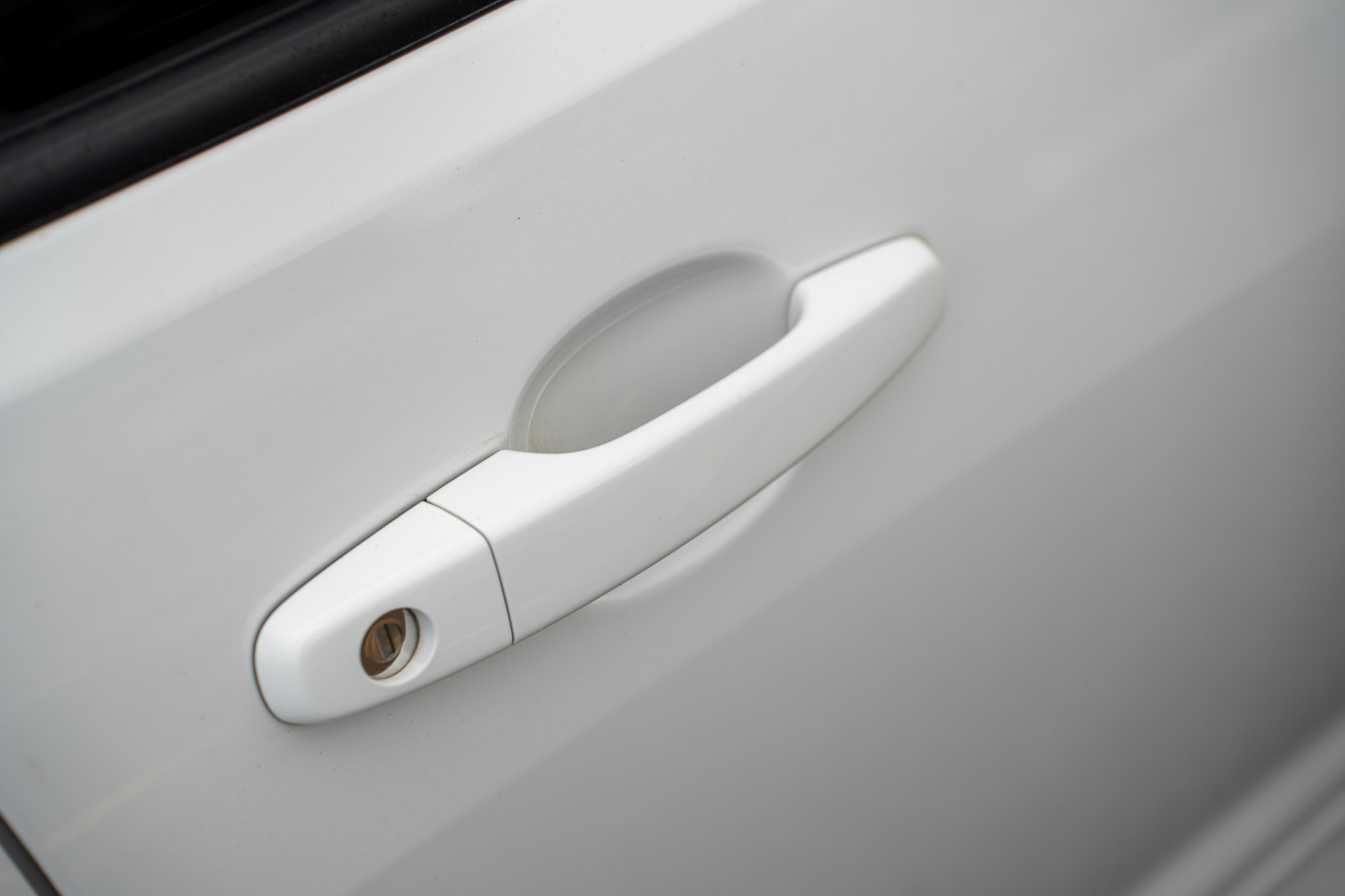 2009 Holden (E2) HSV R8 Clubsport Tourer for sale by auction in Narara ...