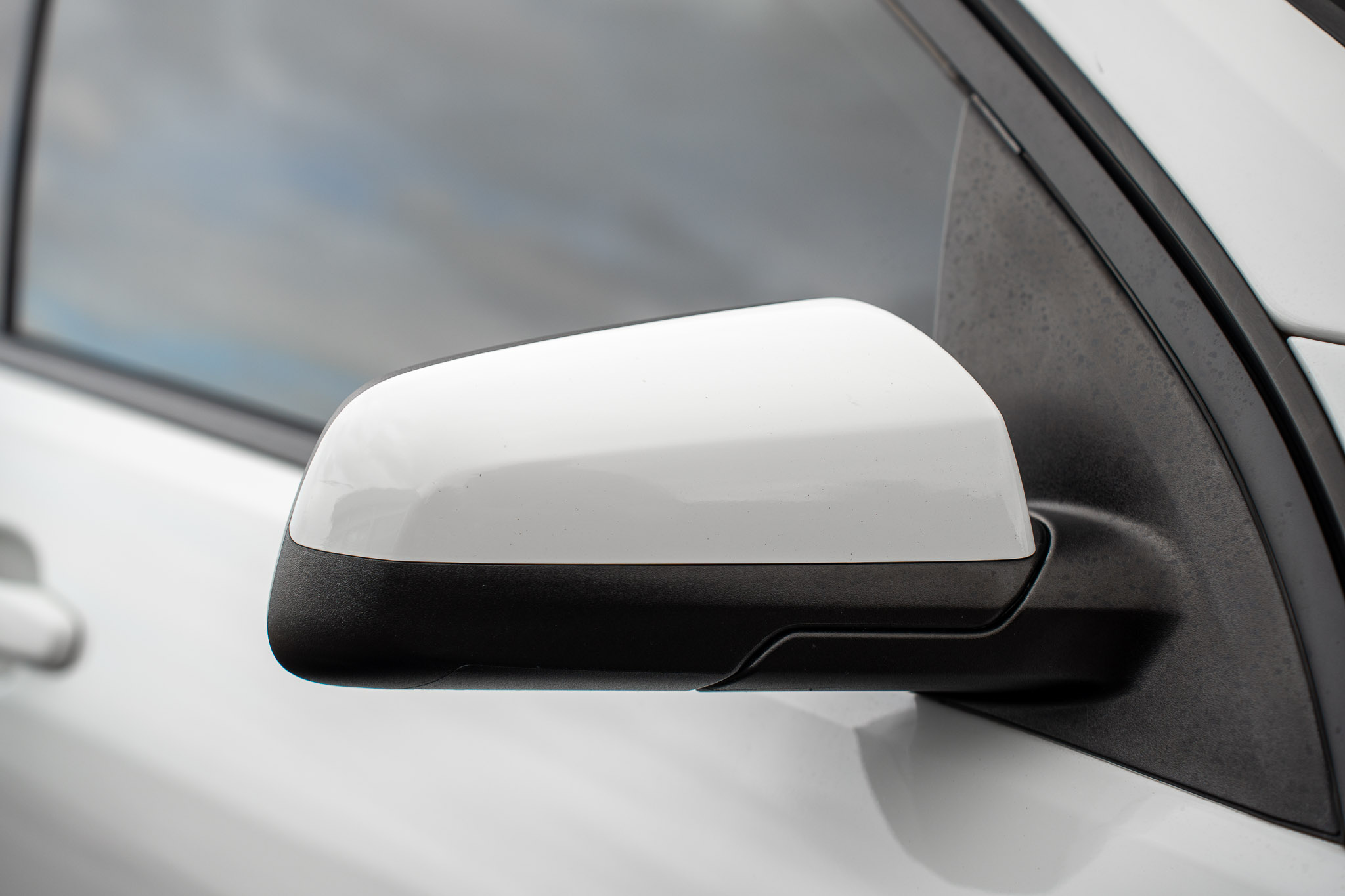 2009 Holden (E2) HSV R8 Clubsport Tourer for sale by auction in Narara ...