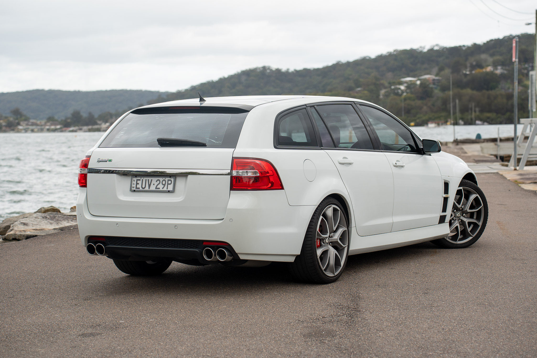 2009 Holden (E2) HSV R8 Clubsport Tourer for sale by auction in Narara ...