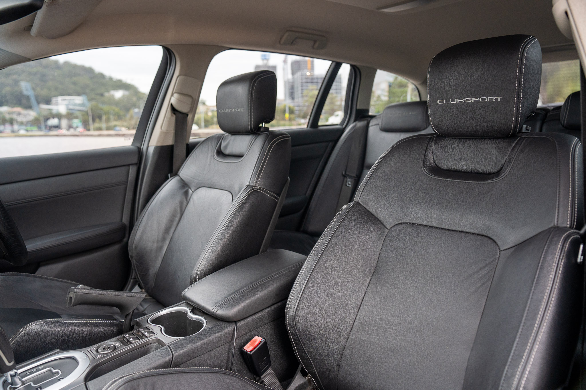 2009 Holden (E2) HSV R8 Clubsport Tourer for sale by auction in Narara ...