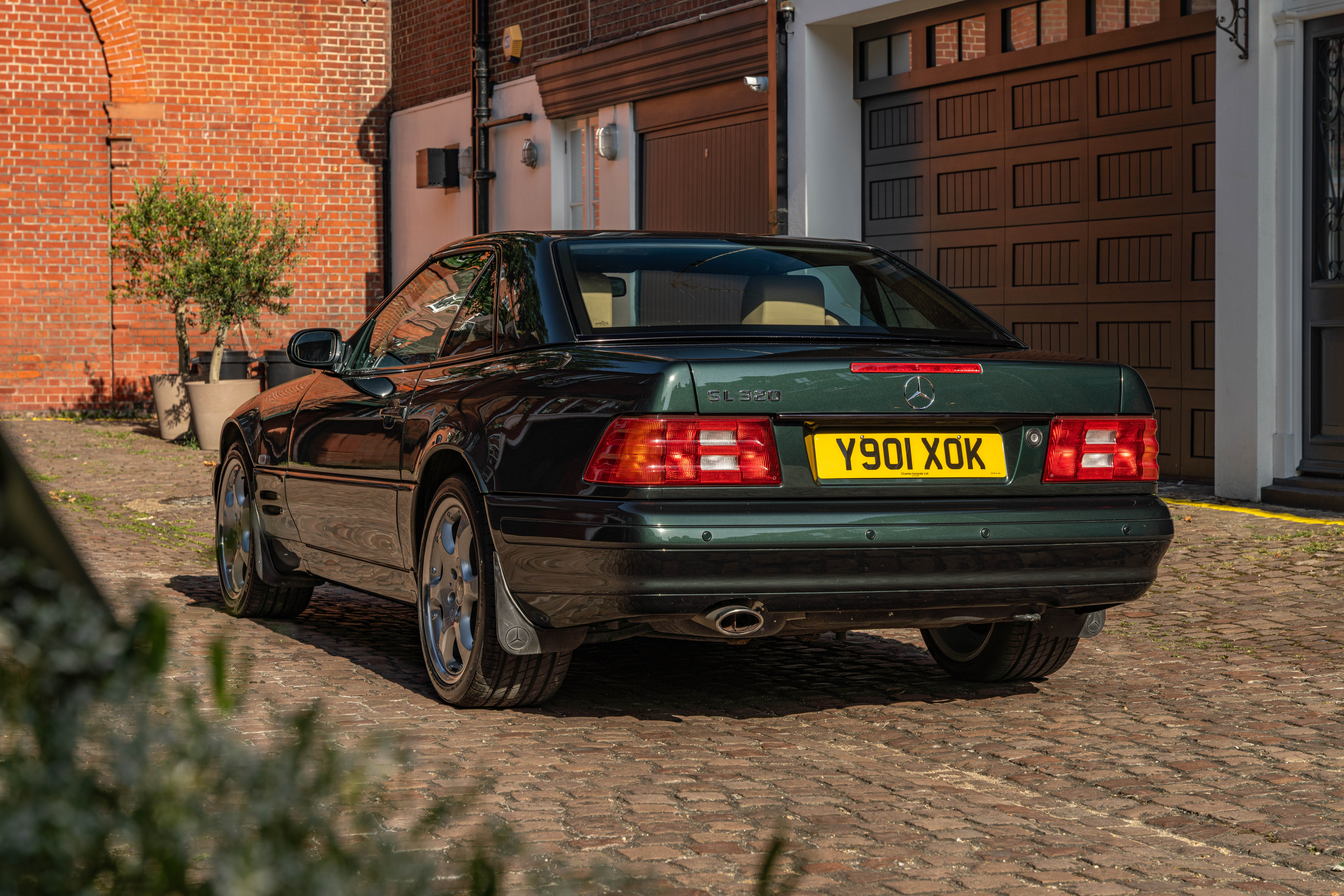 2001 Mercedes-Benz (R129) SL320 – Designo Heritage Edition – 33,820 ...