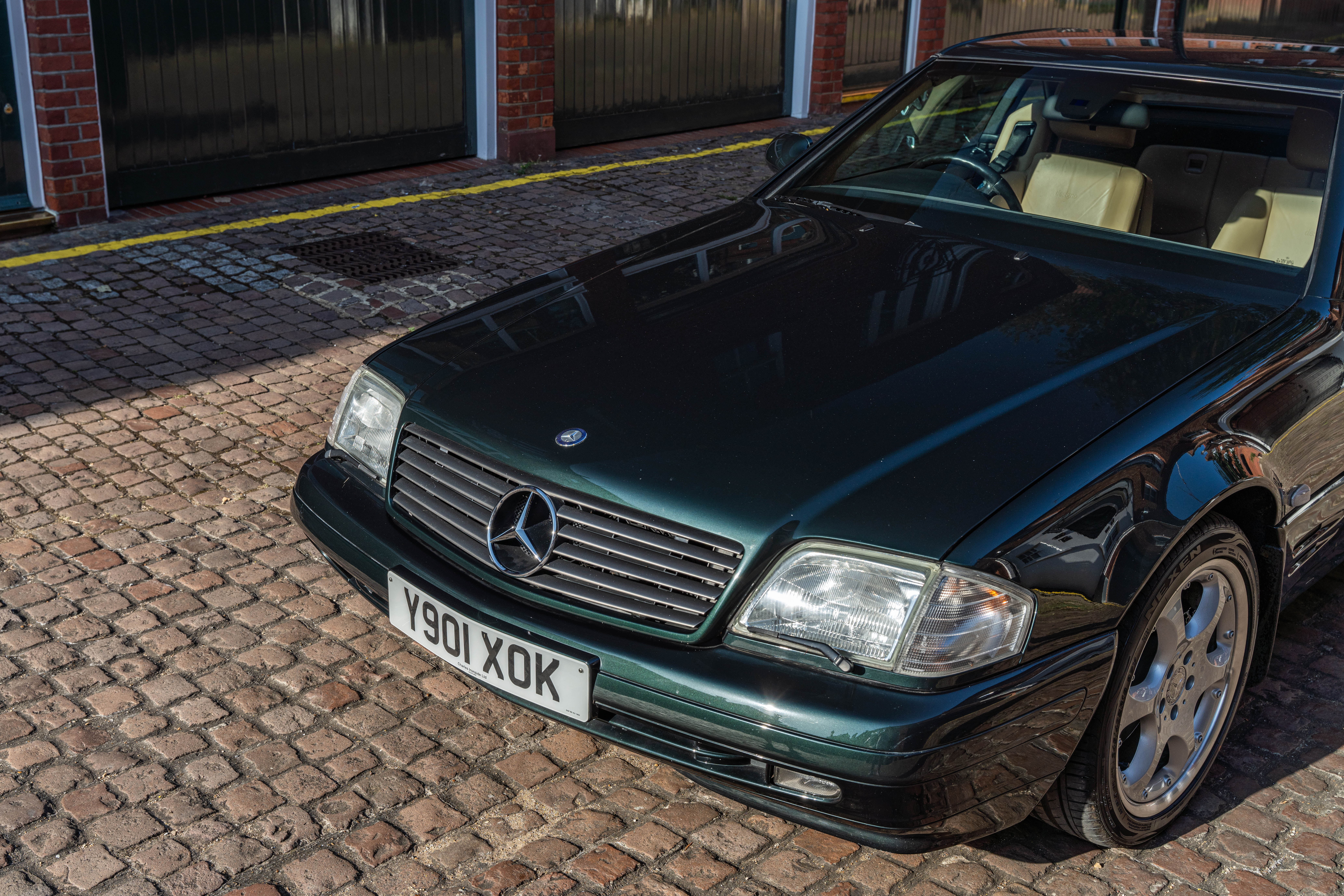 2001 Mercedes-Benz (R129) SL320 – Designo Heritage Edition – 33,820 ...