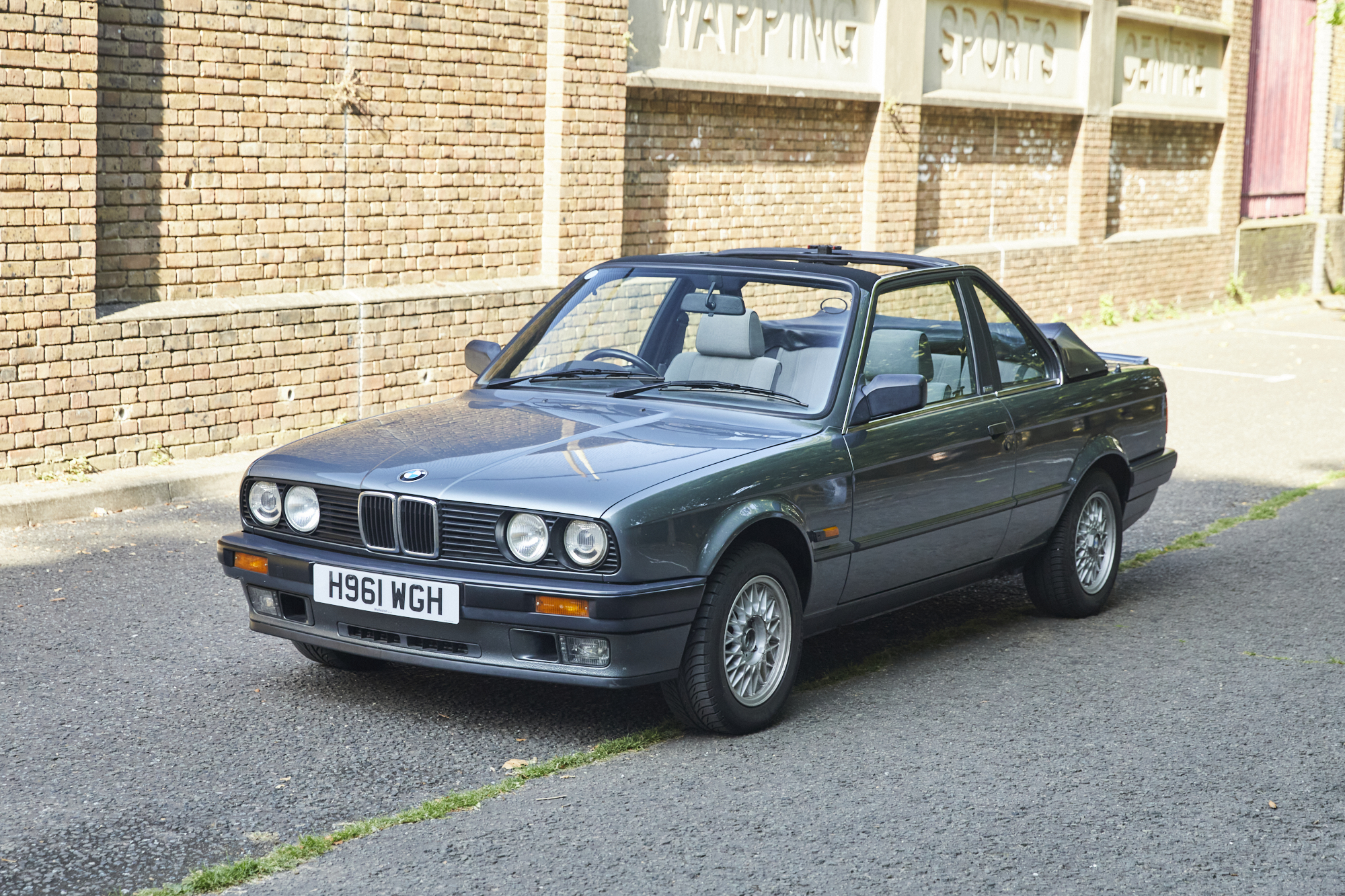 1990 BMW (E30) 325i 'Baur' Convertible for sale by auction in London ...