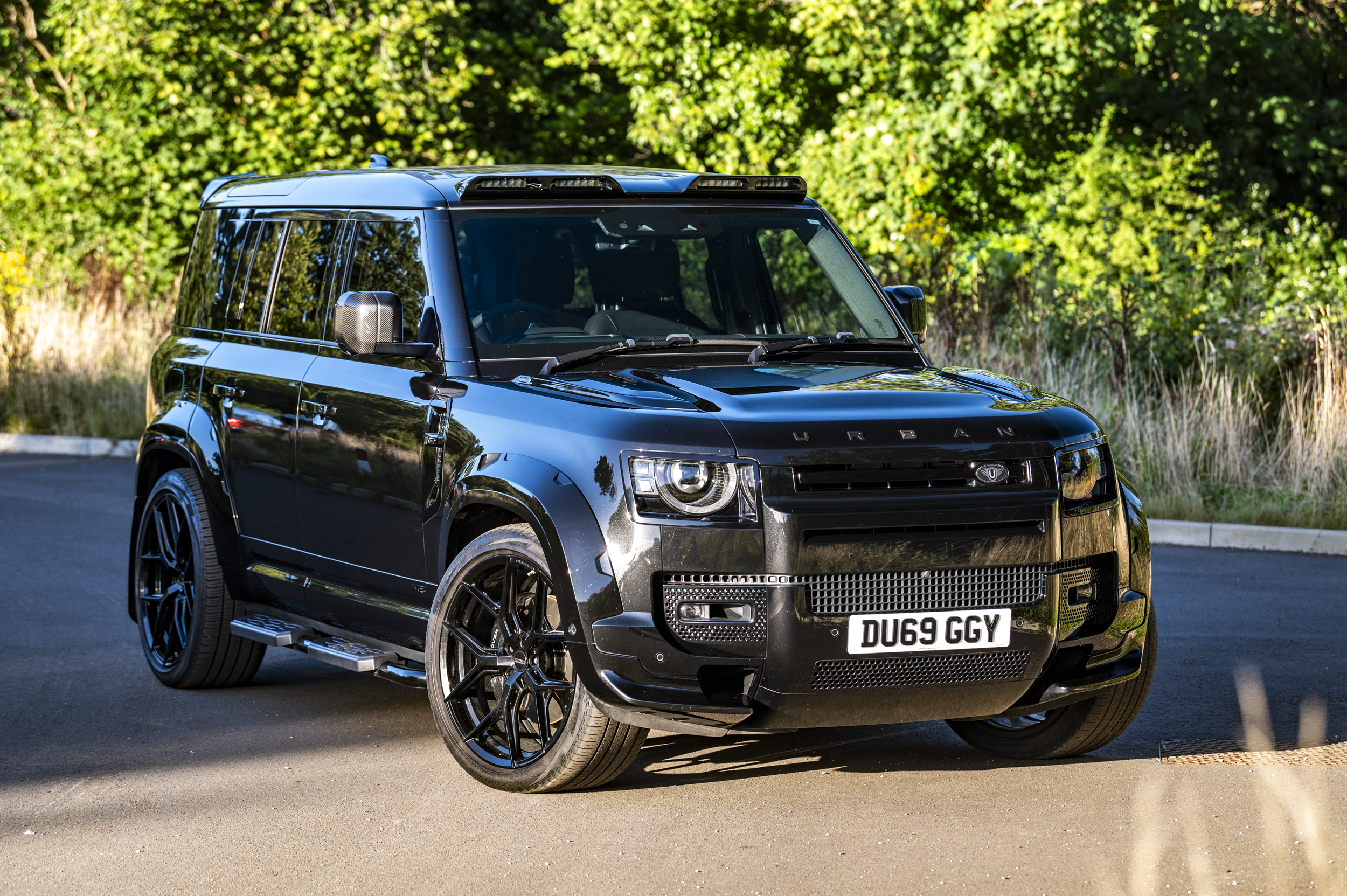 2022 Land Rover Defender 110 V8 'Urban' for sale by auction in Cardiff ...