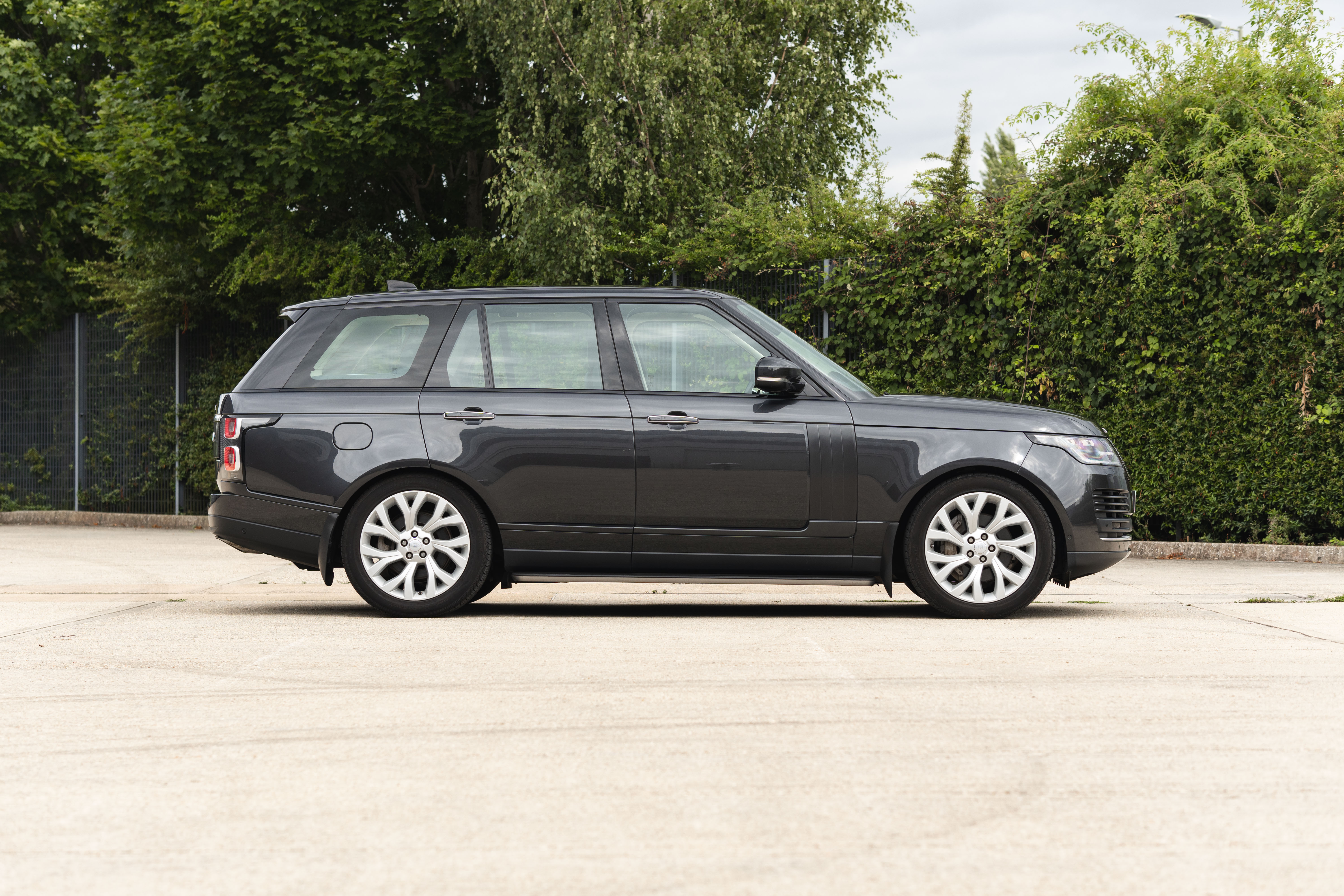 2018 Range Rover Vogue SE for sale by auction in Newbury, Berkshire ...