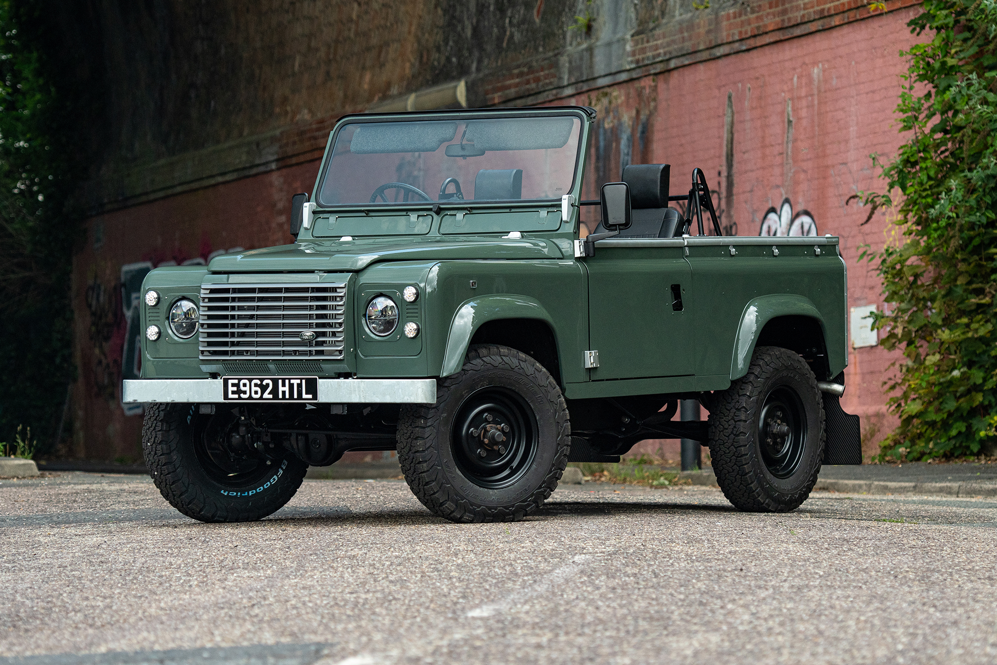 1987 Land Rover 90 Soft Top for sale by auction in Bournemouth, Dorset ...
