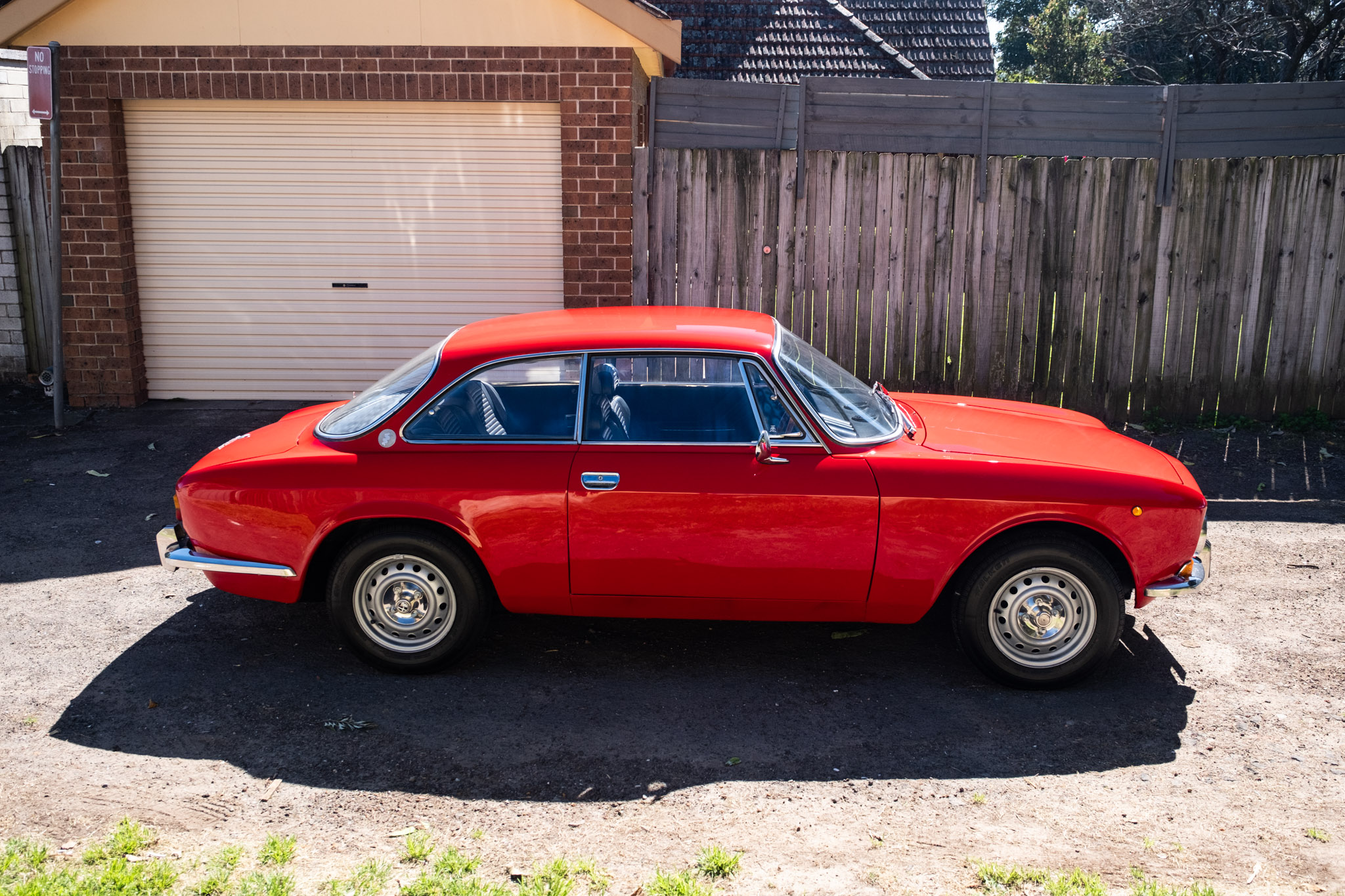 1974 Alfa Romeo GT 2000 Veloce for sale by auction in Ashfield, NSW ...
