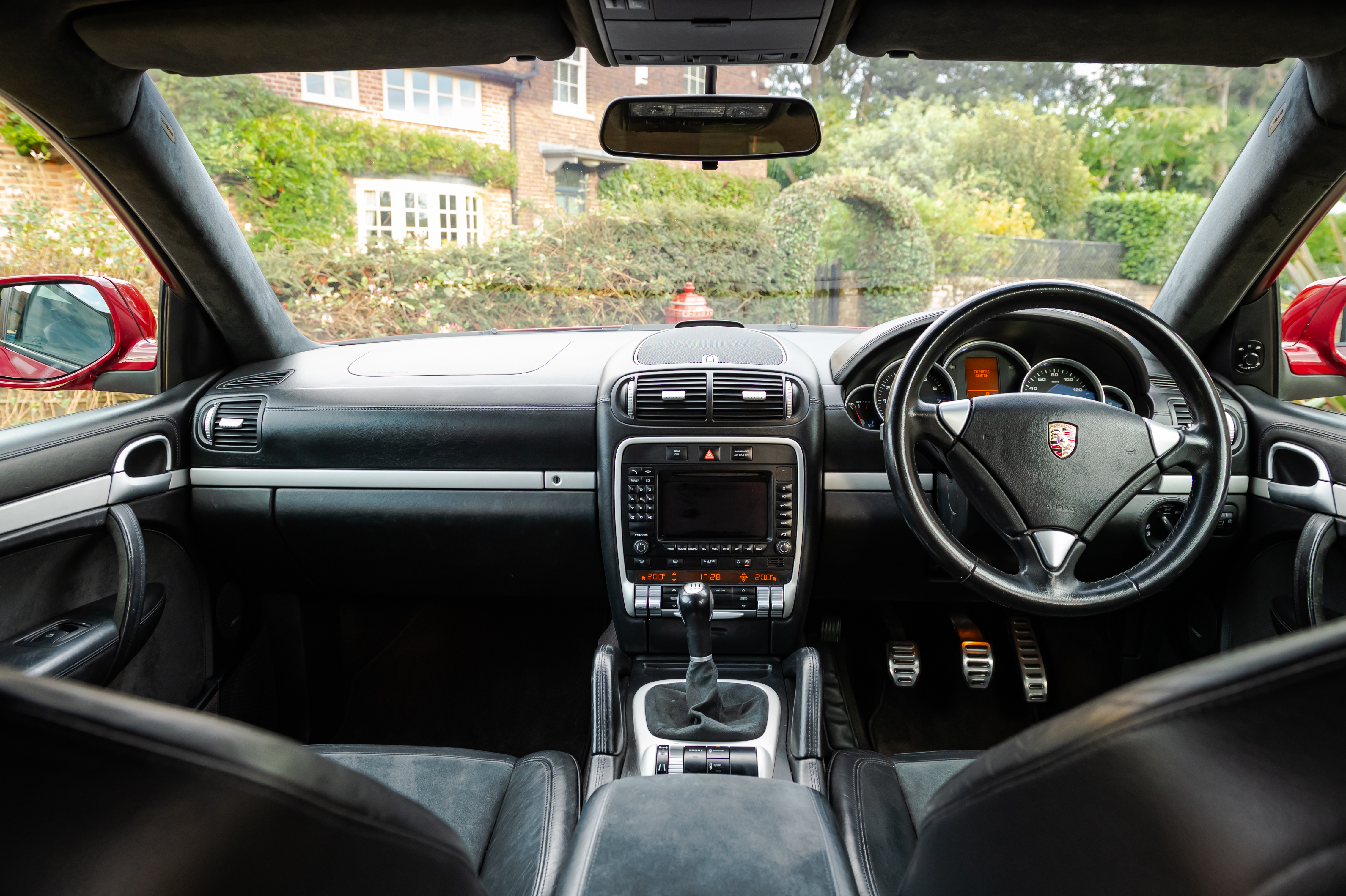 Knackered old Porsche with loads of ground clearance... - Page 5 ...