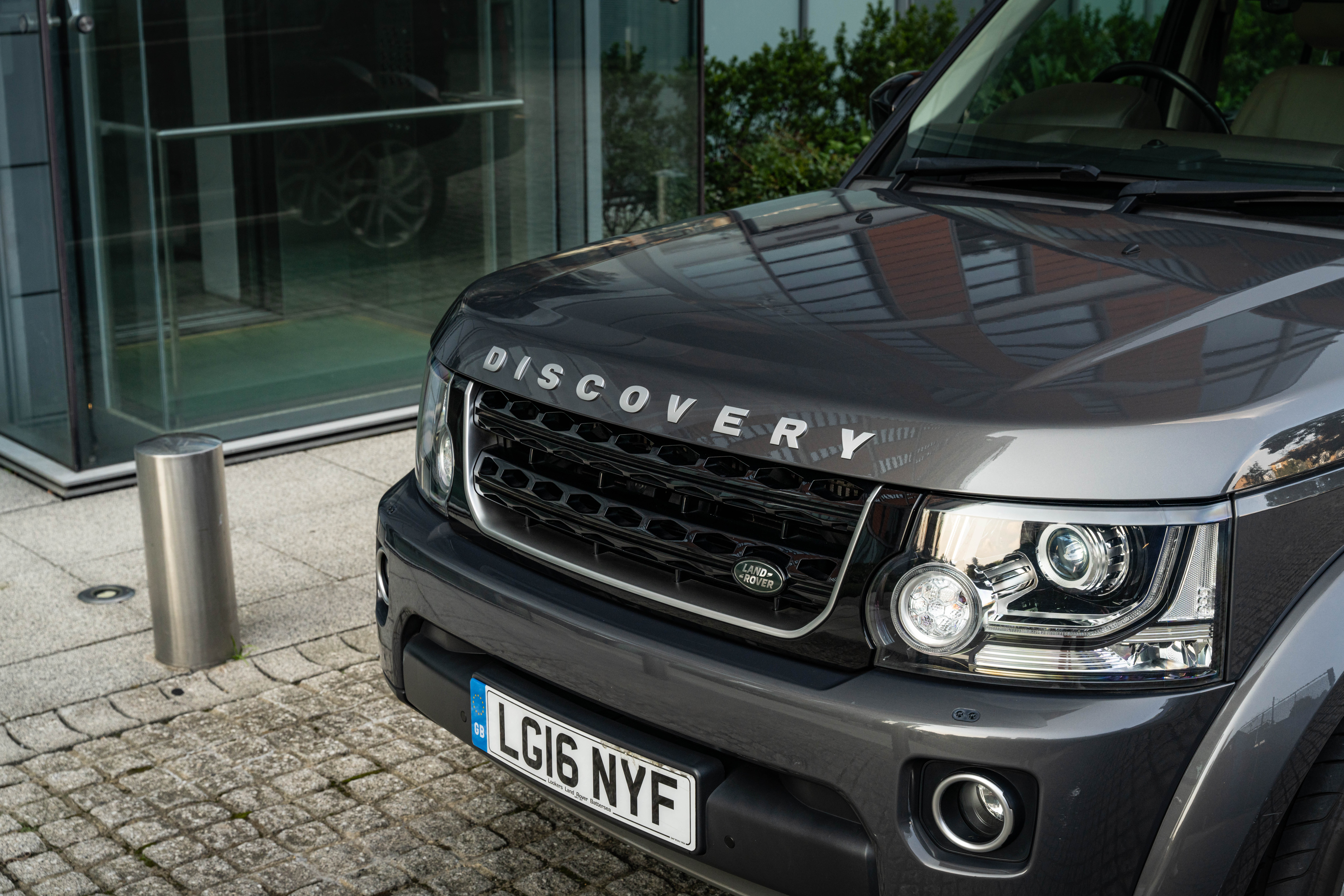 2016 Land Rover Discovery 4 Landmark Edition for sale by auction in ...