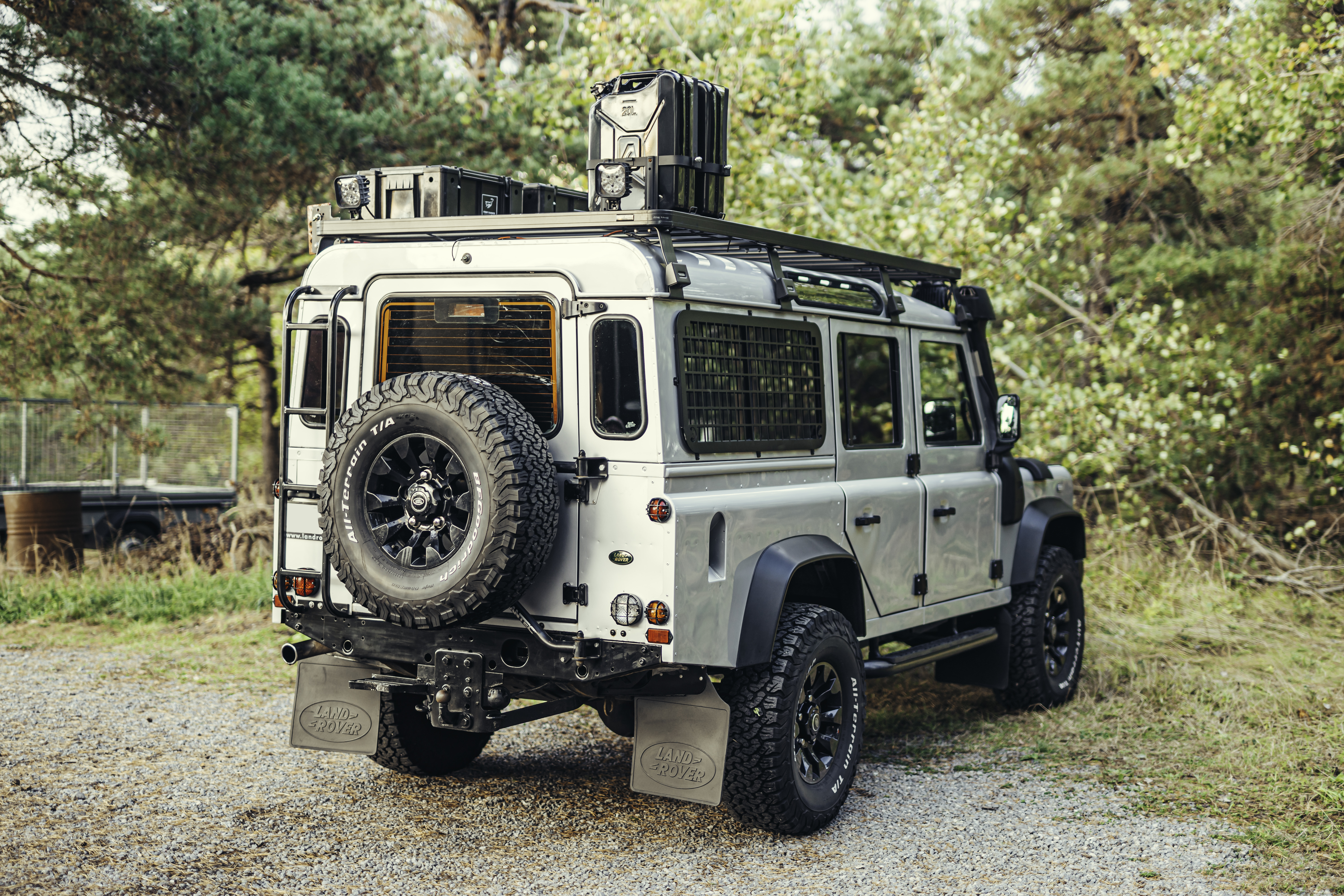 Land Rover Defender Memes