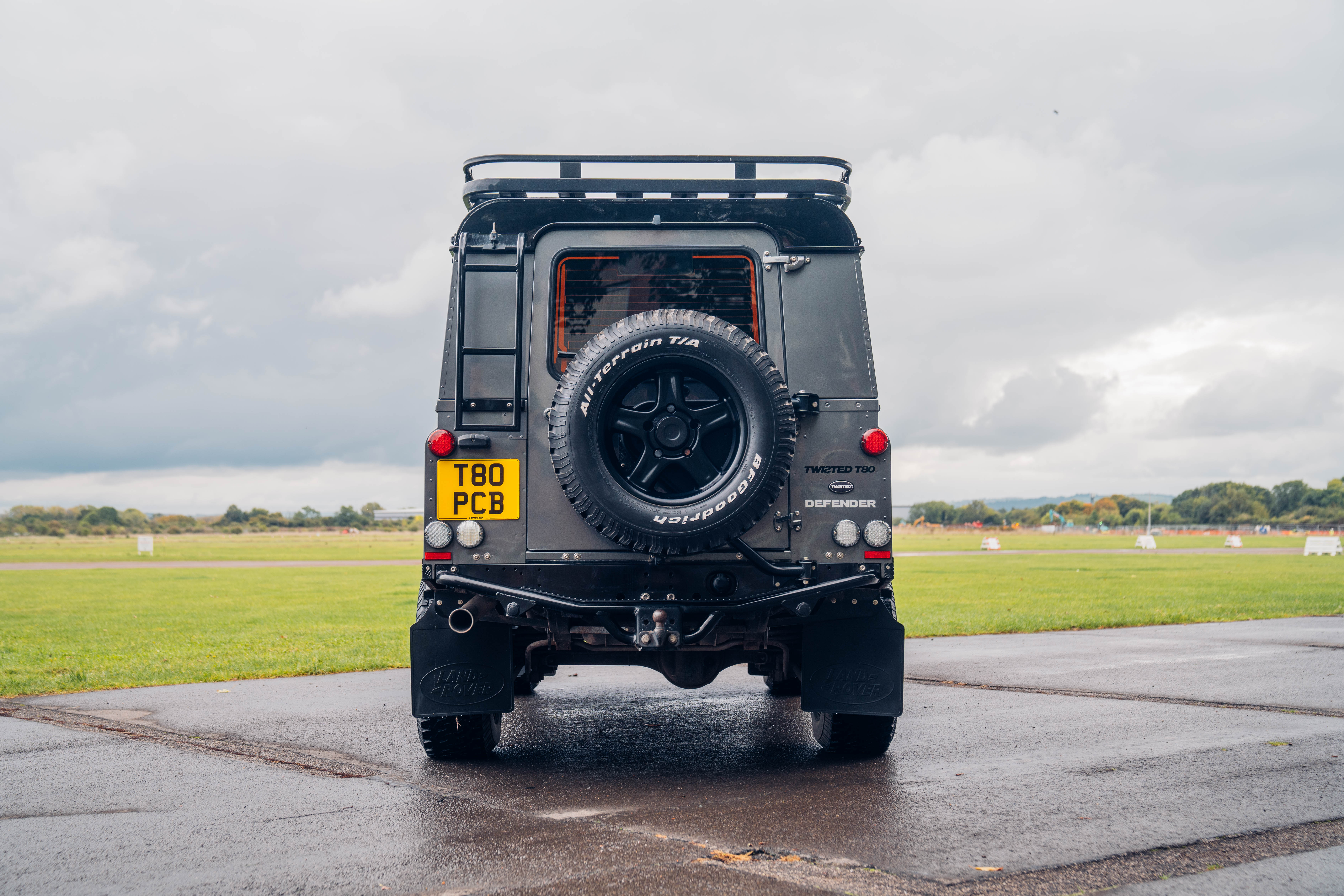 2015 Land Rover Defender 110 XS - Twisted T80 for sale by auction in ...