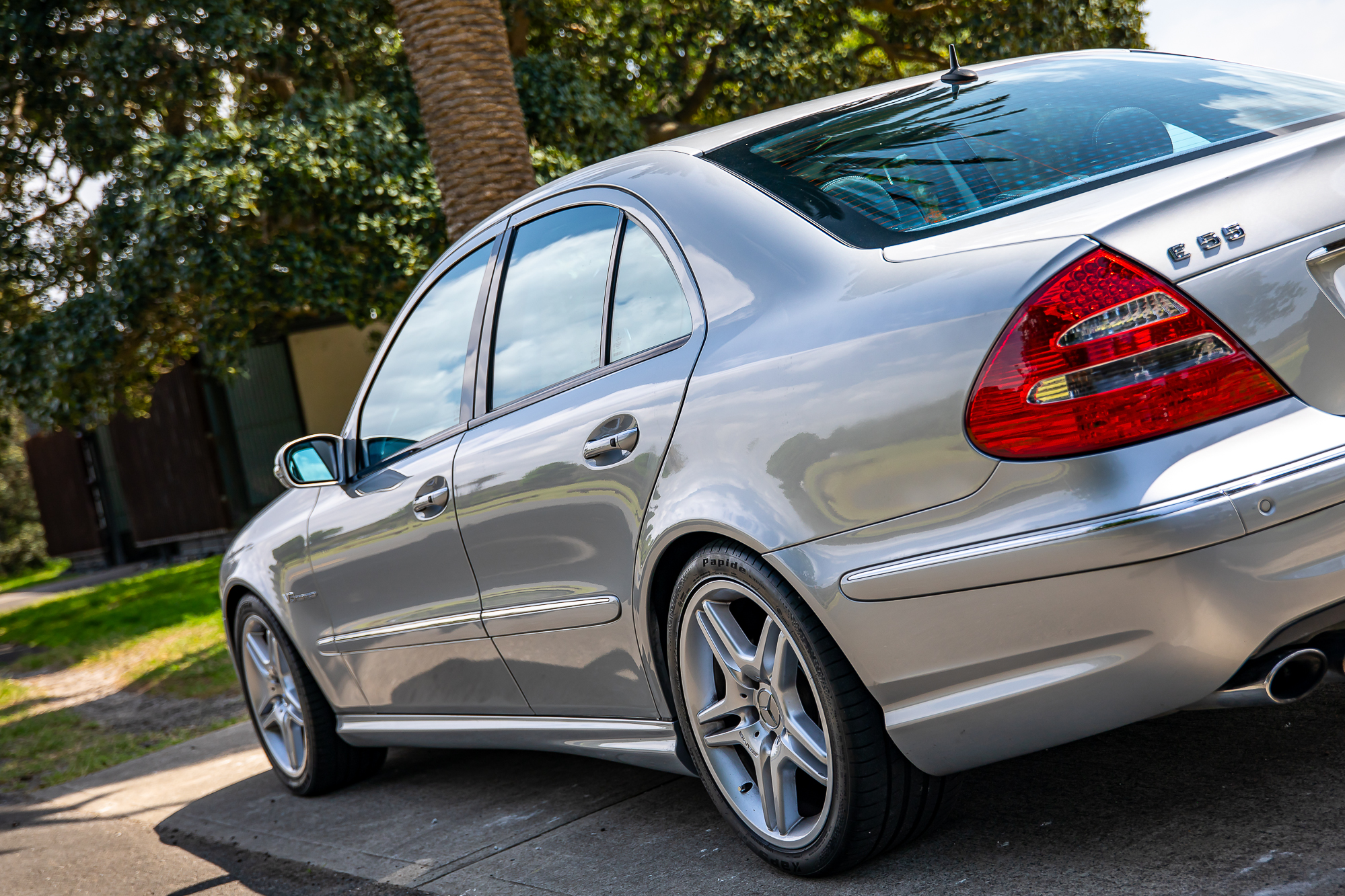 2005 Mercedes-Benz (W211) E55 AMG for sale by auction in Surry Hills ...