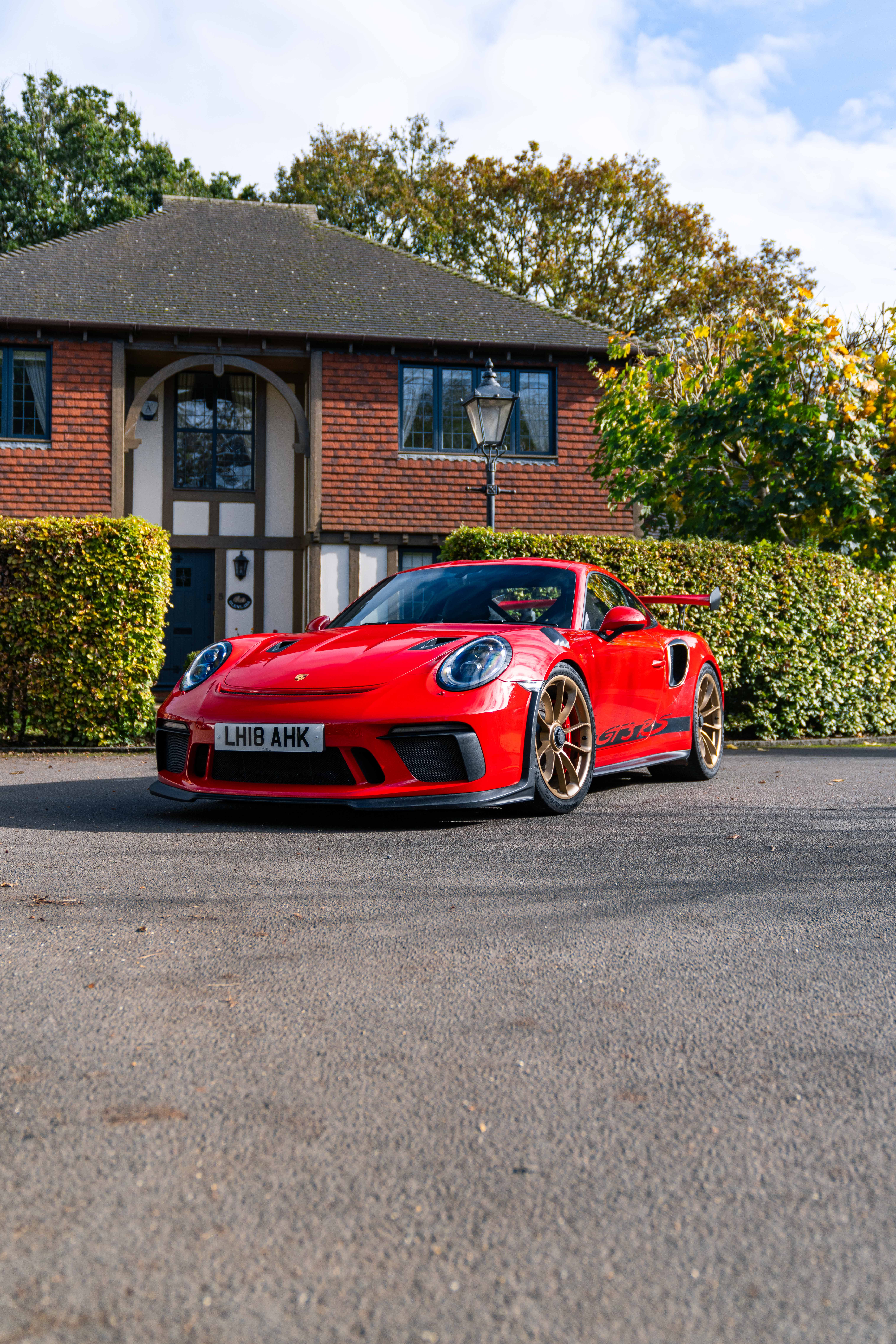 2018 Porsche 911 (991.2) GT3 RS for sale by auction in West Byfleet ...