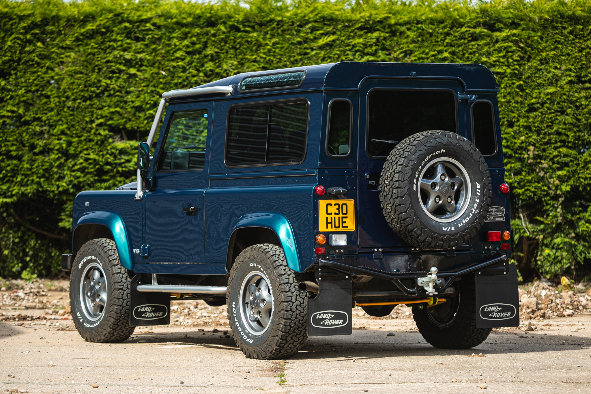 1999 Land Rover Defender 90 50th Anniversary V8 for sale by auction in ...