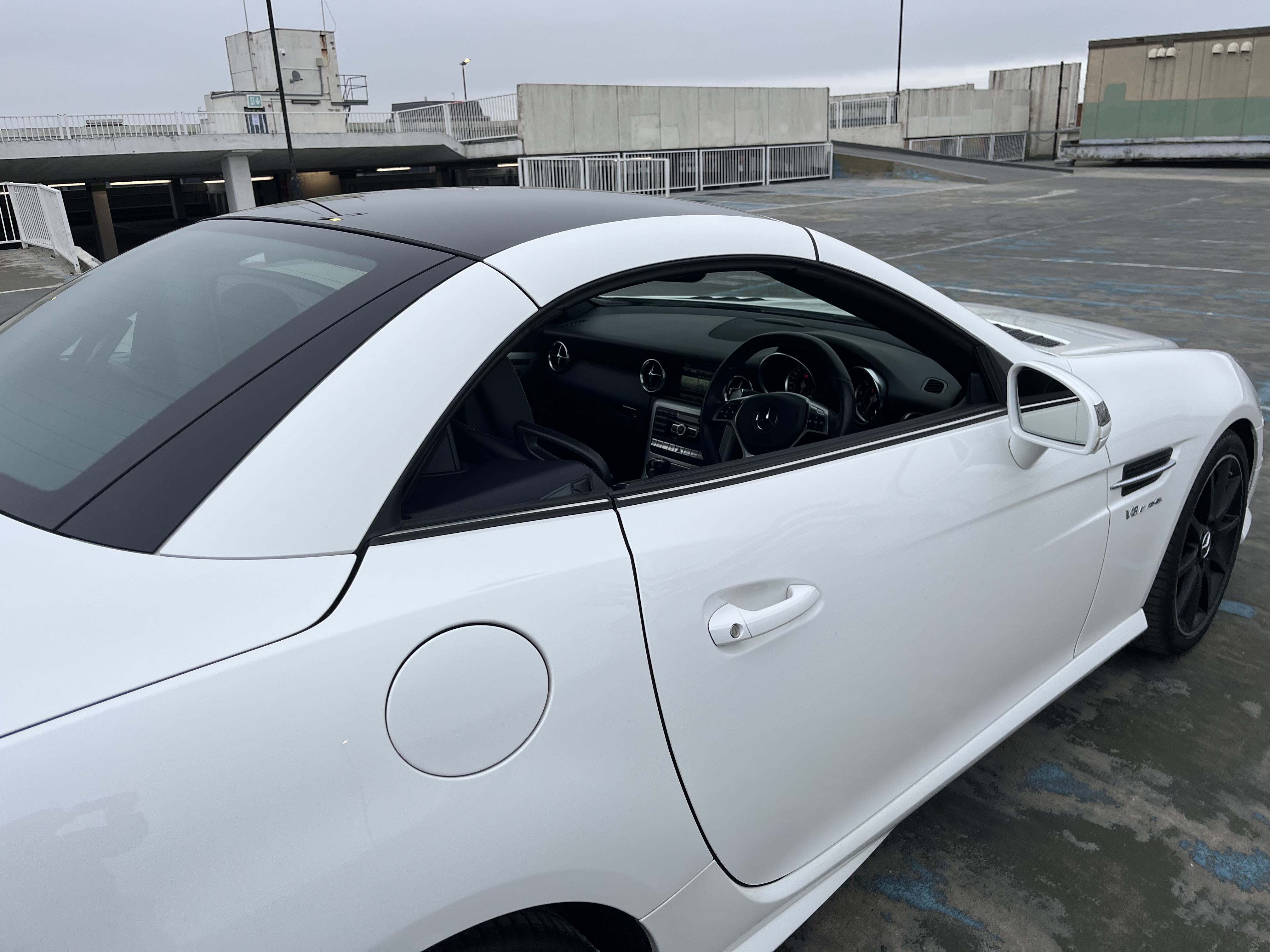 2015 Mercedes-Benz (R172) SLK 55 AMG for sale by auction in Bedford ...