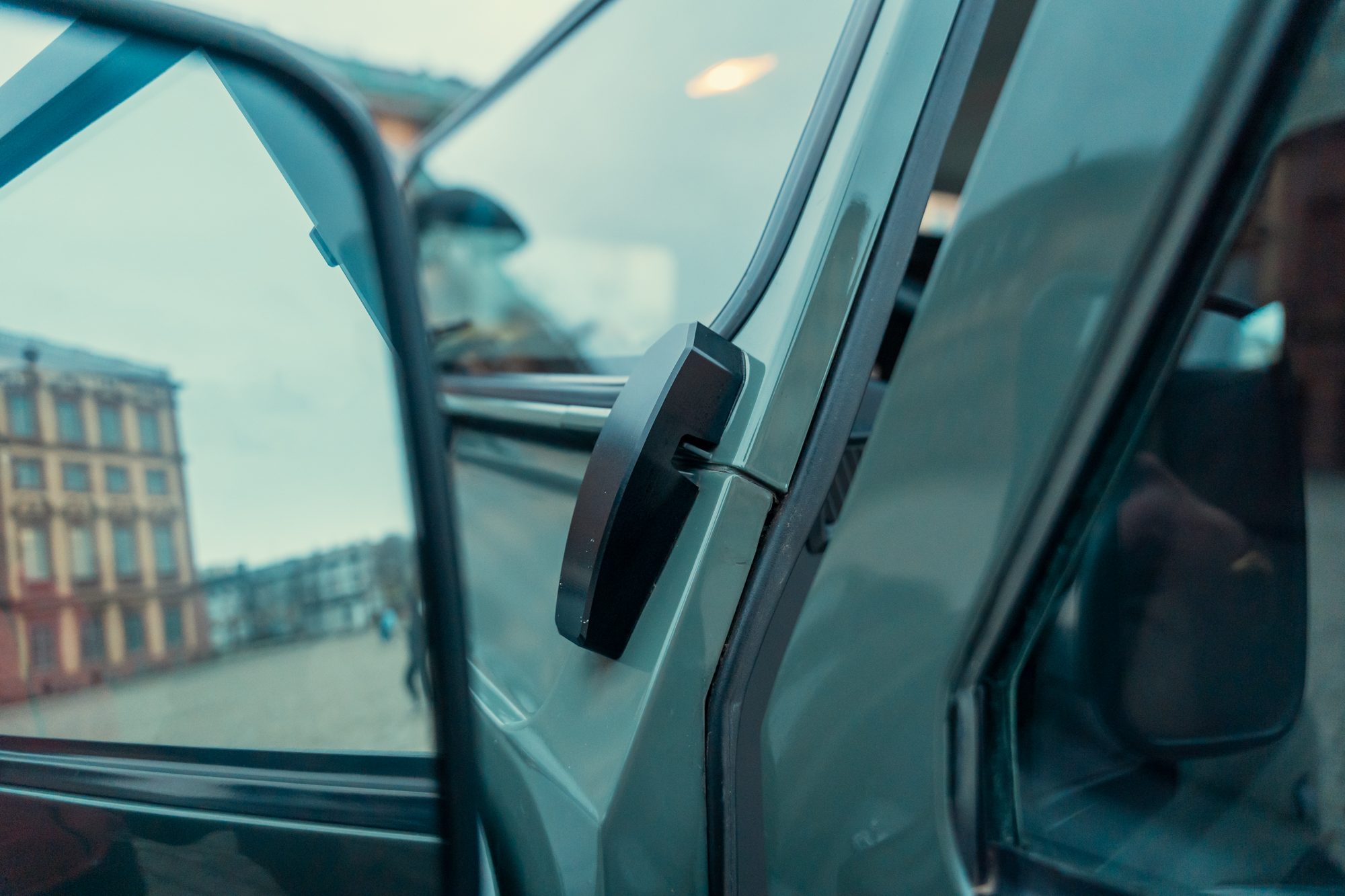 2014 Land Rover Defender 90 XS Station Wagon for sale by auction in ...