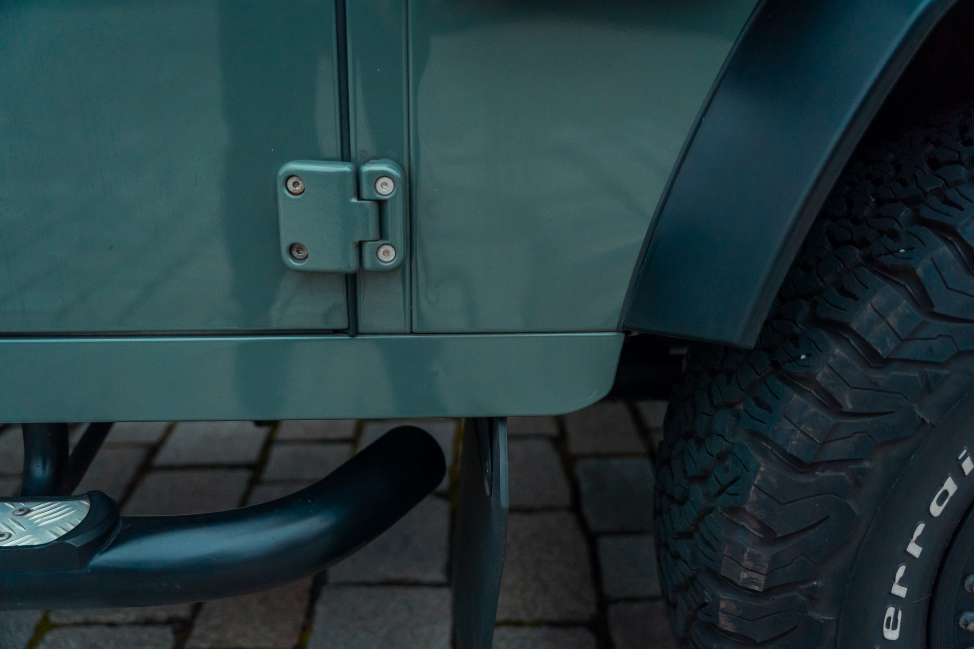 2014 Land Rover Defender 90 XS Station Wagon for sale by auction in ...