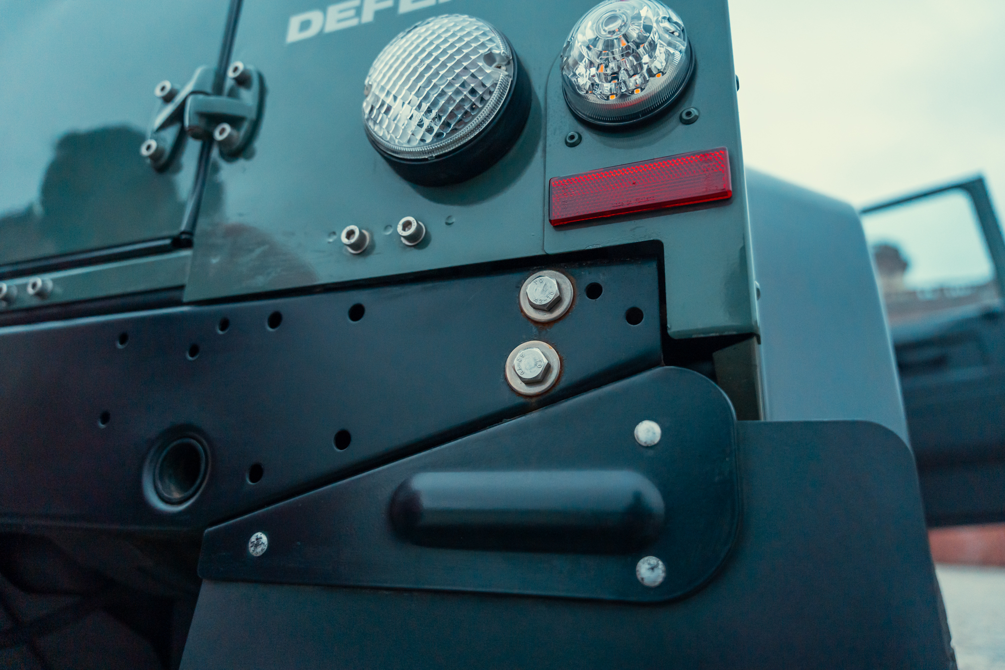 2014 Land Rover Defender 90 XS Station Wagon for sale by auction in ...