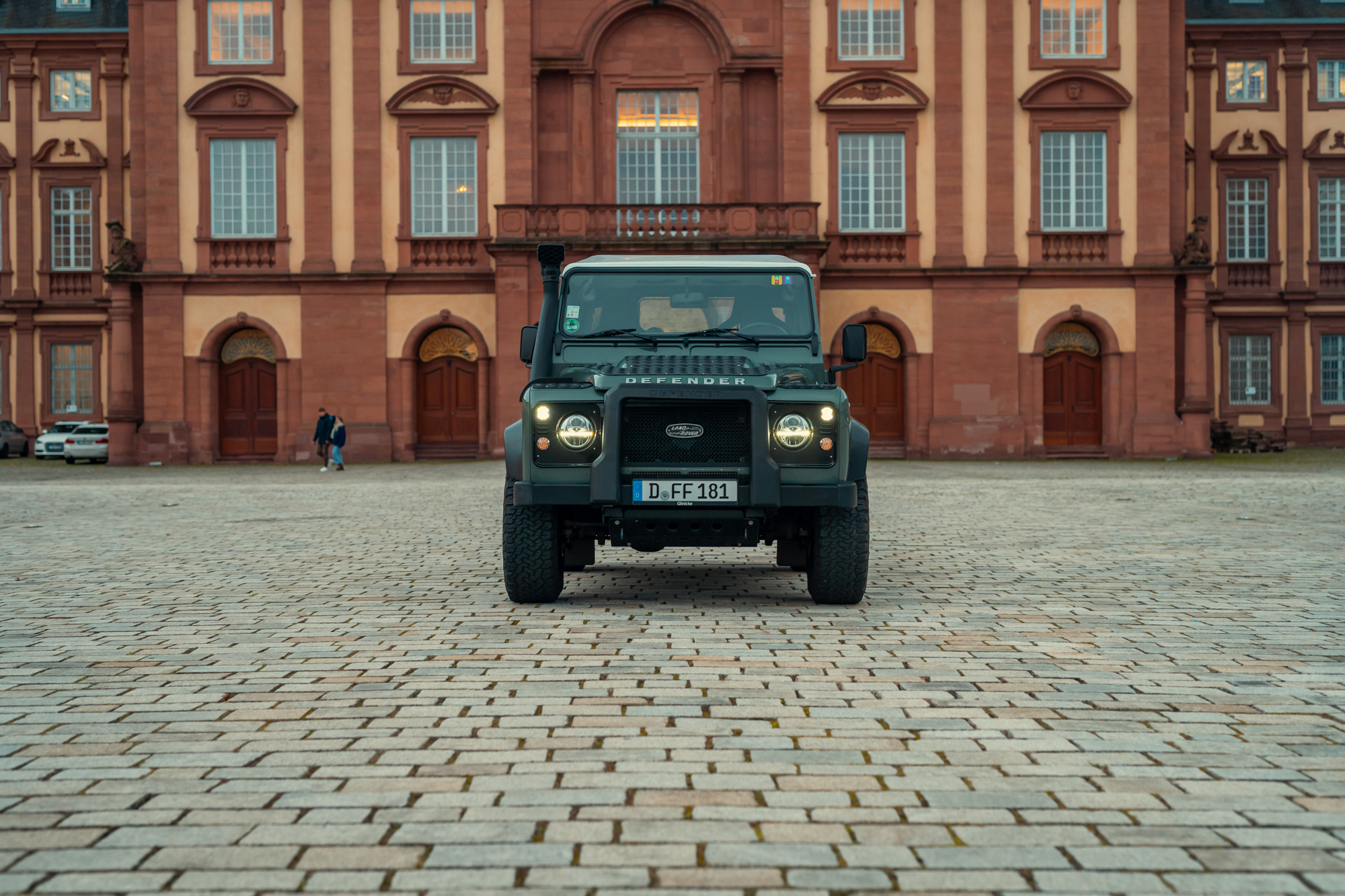 2014 Land Rover Defender 90 XS Station Wagon for sale by auction in ...