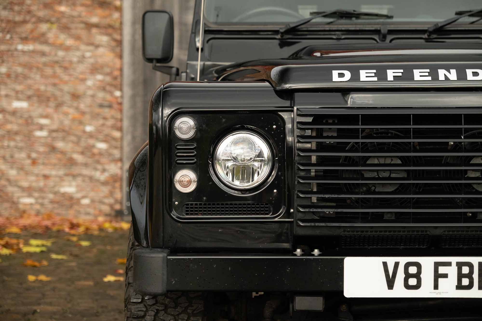 2014 Land Rover Defender 90 Works V8 70th Edition for sale by auction ...