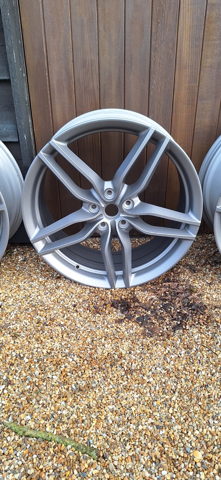 Set of Ferrari FF Wheels for sale by auction in Sevenoaks, Kent, United ...