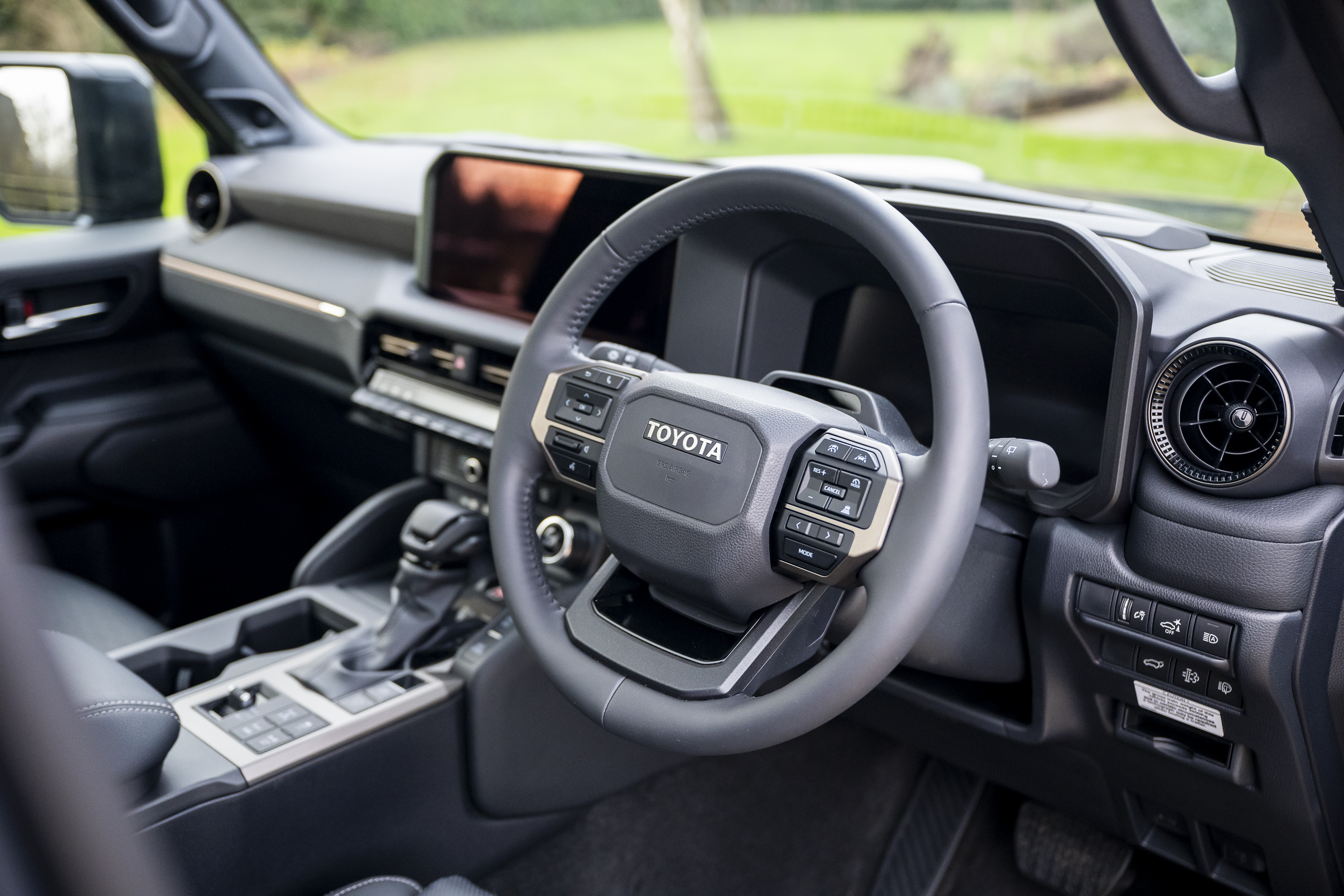 Novo Toyota Innova 2024 Interior