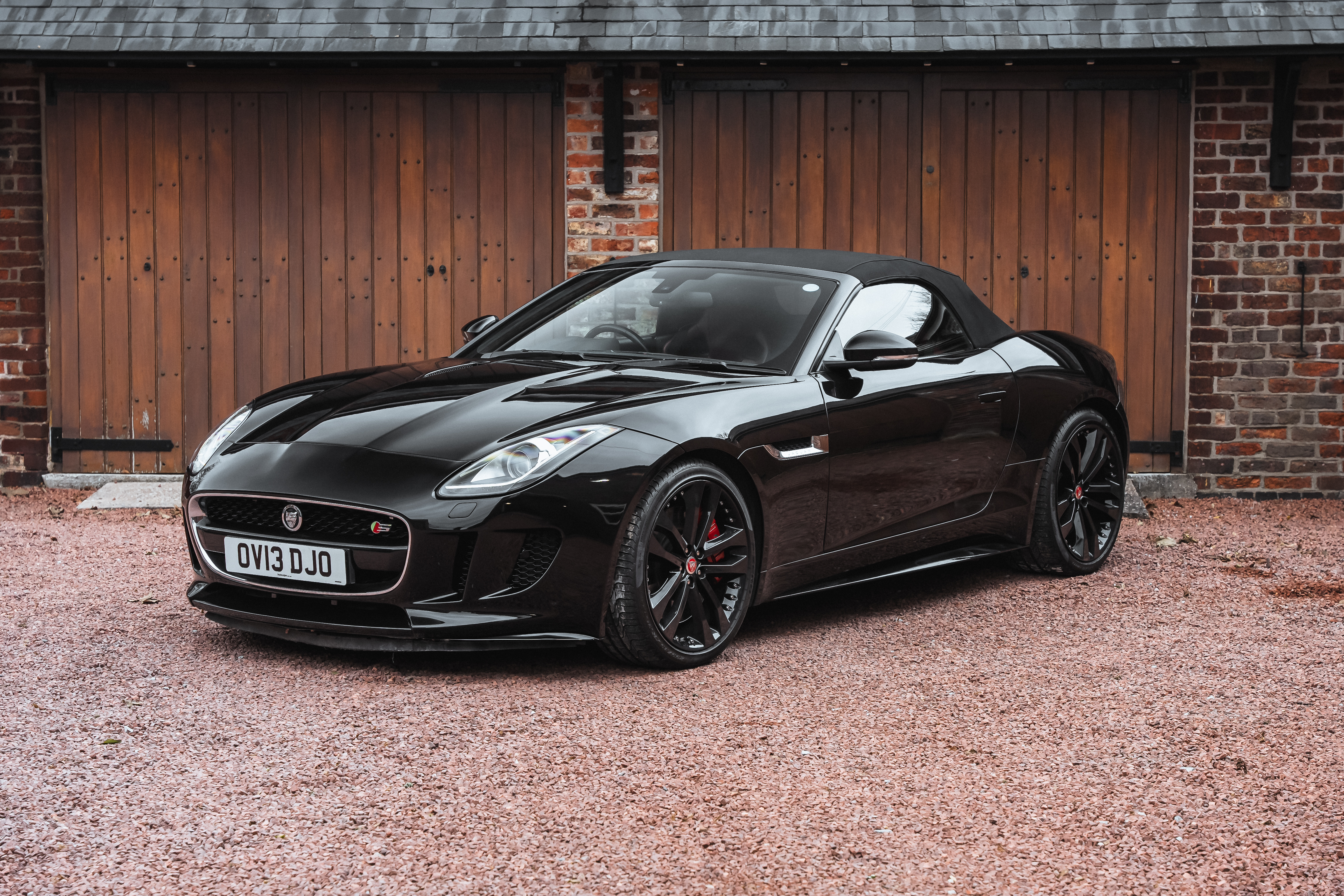 2013 Jaguar F-Type V8 S Convertible for sale by auction in Warrington ...