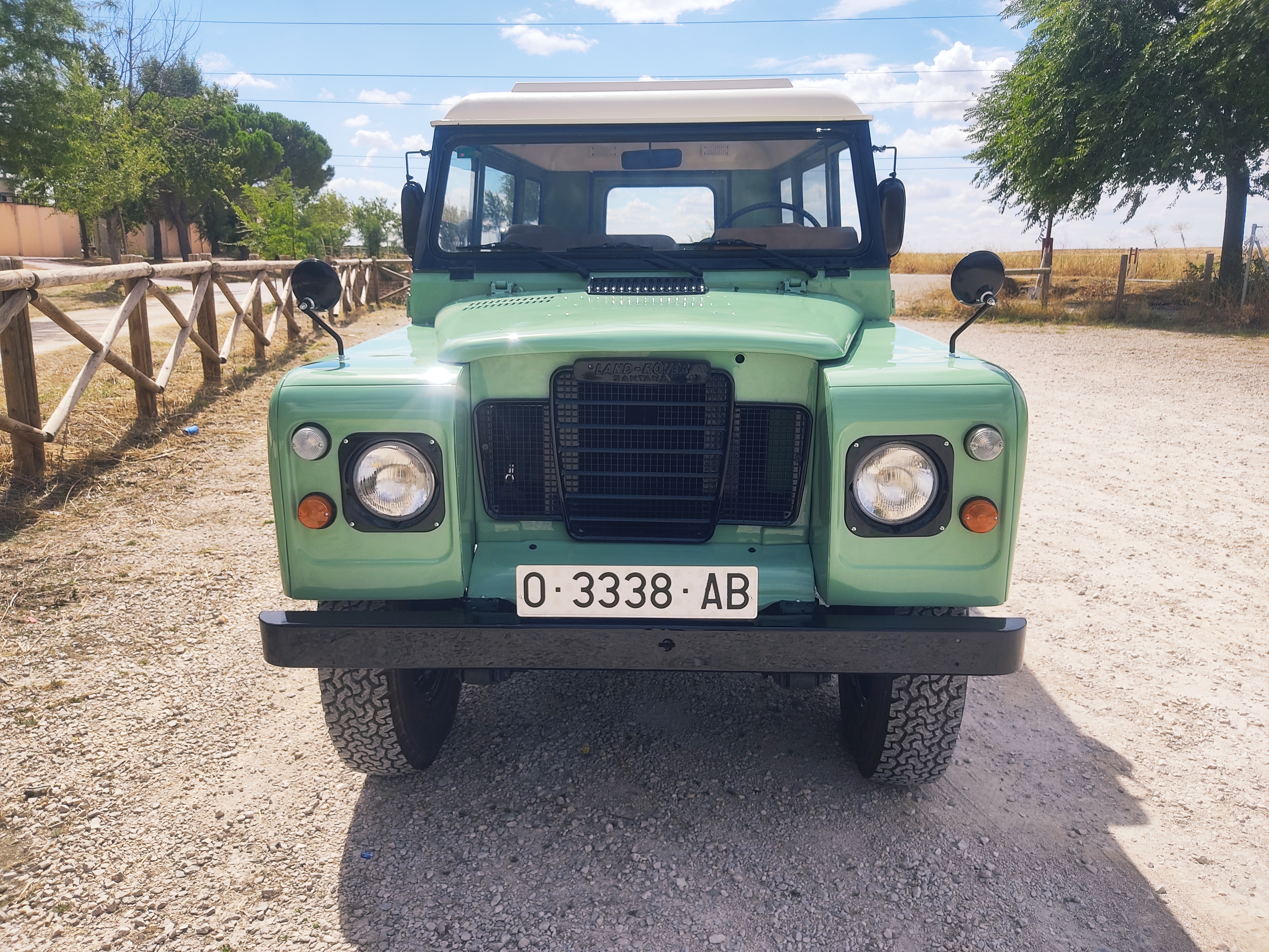 1983 Land Rover Santana Series III 109" for sale by auction in ...