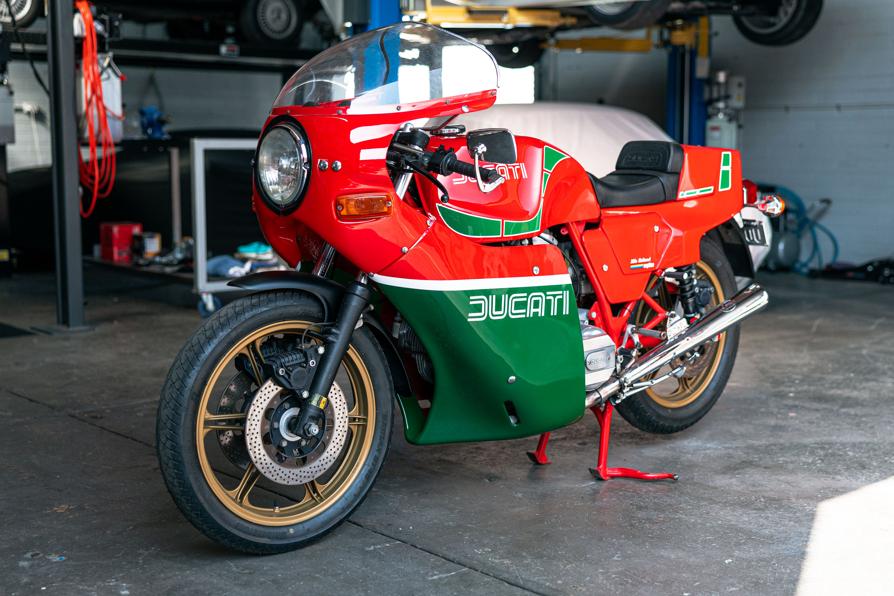 1982 Ducati 900 - Mike Hailwood Replica for sale by auction in Perth ...