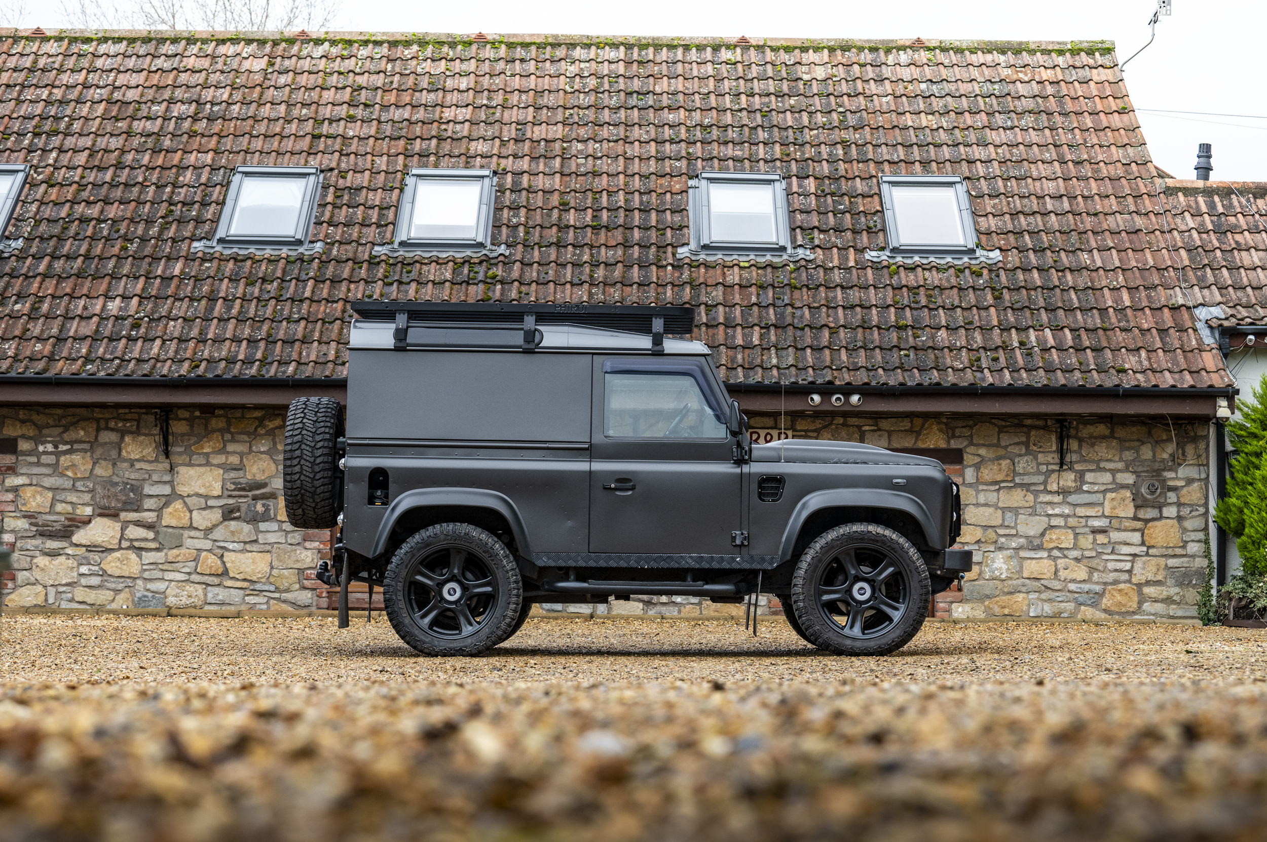 2014 Land Rover Defender 90 XS - SMC Overland for sale by auction in ...