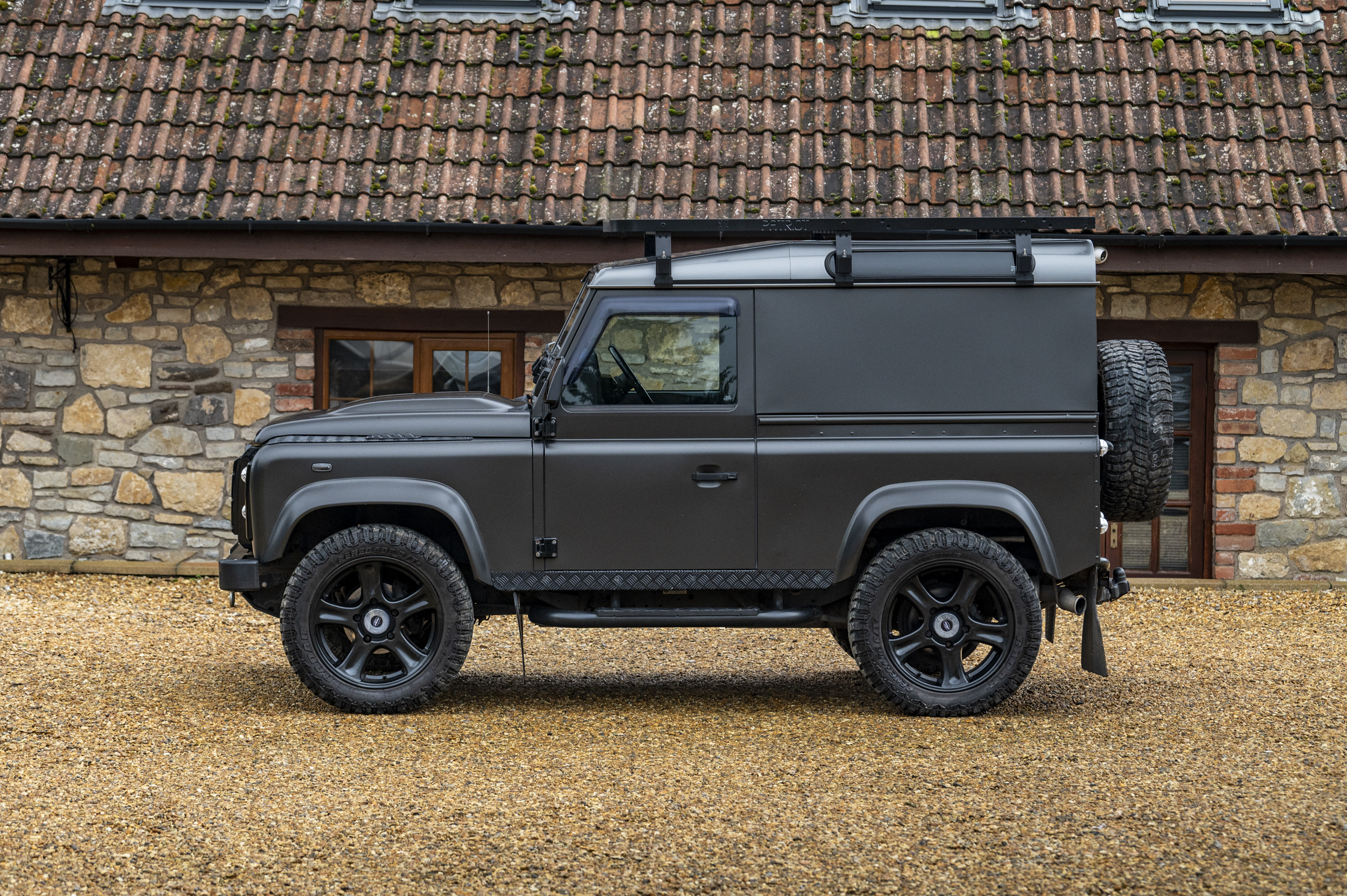 2014 Land Rover Defender 90 XS - SMC Overland for sale by auction in ...