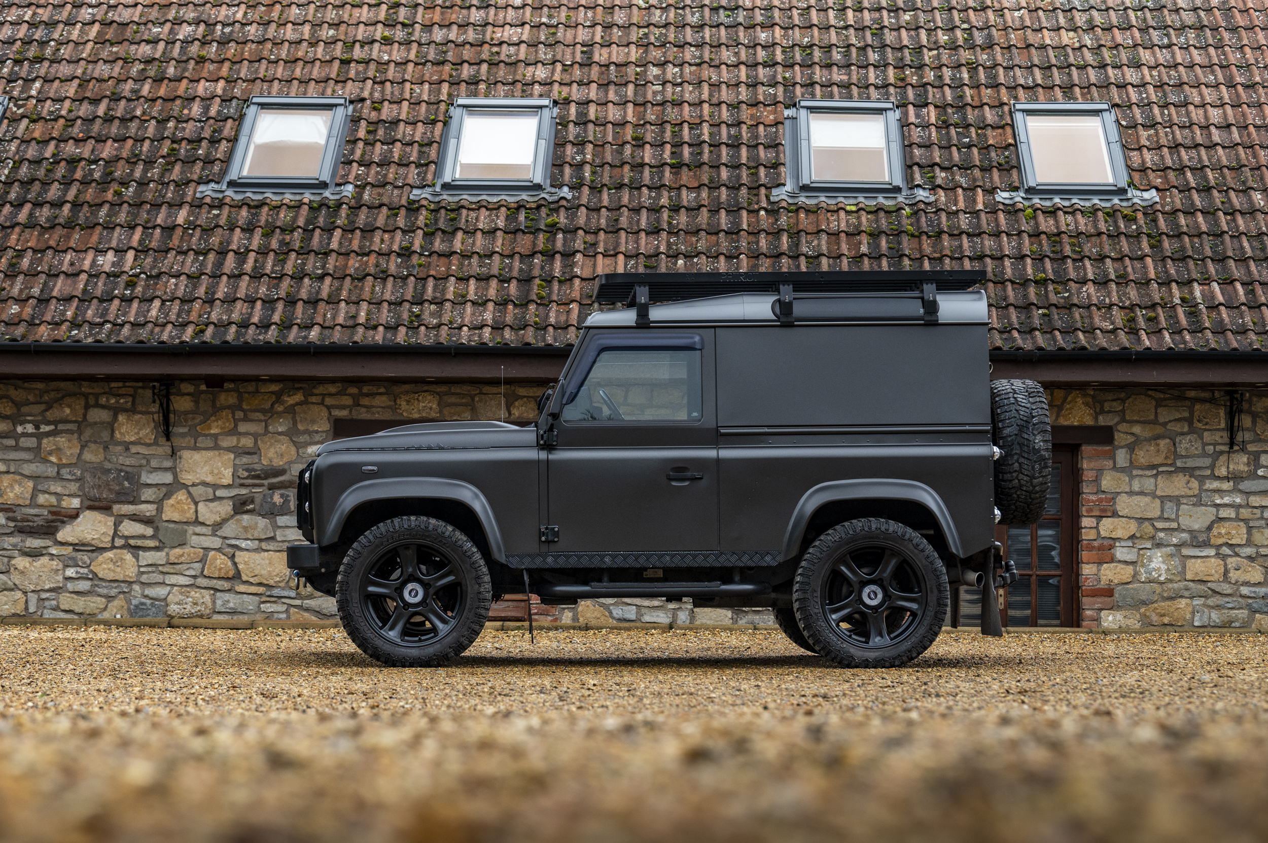 2014 Land Rover Defender 90 XS - SMC Overland for sale by auction in ...