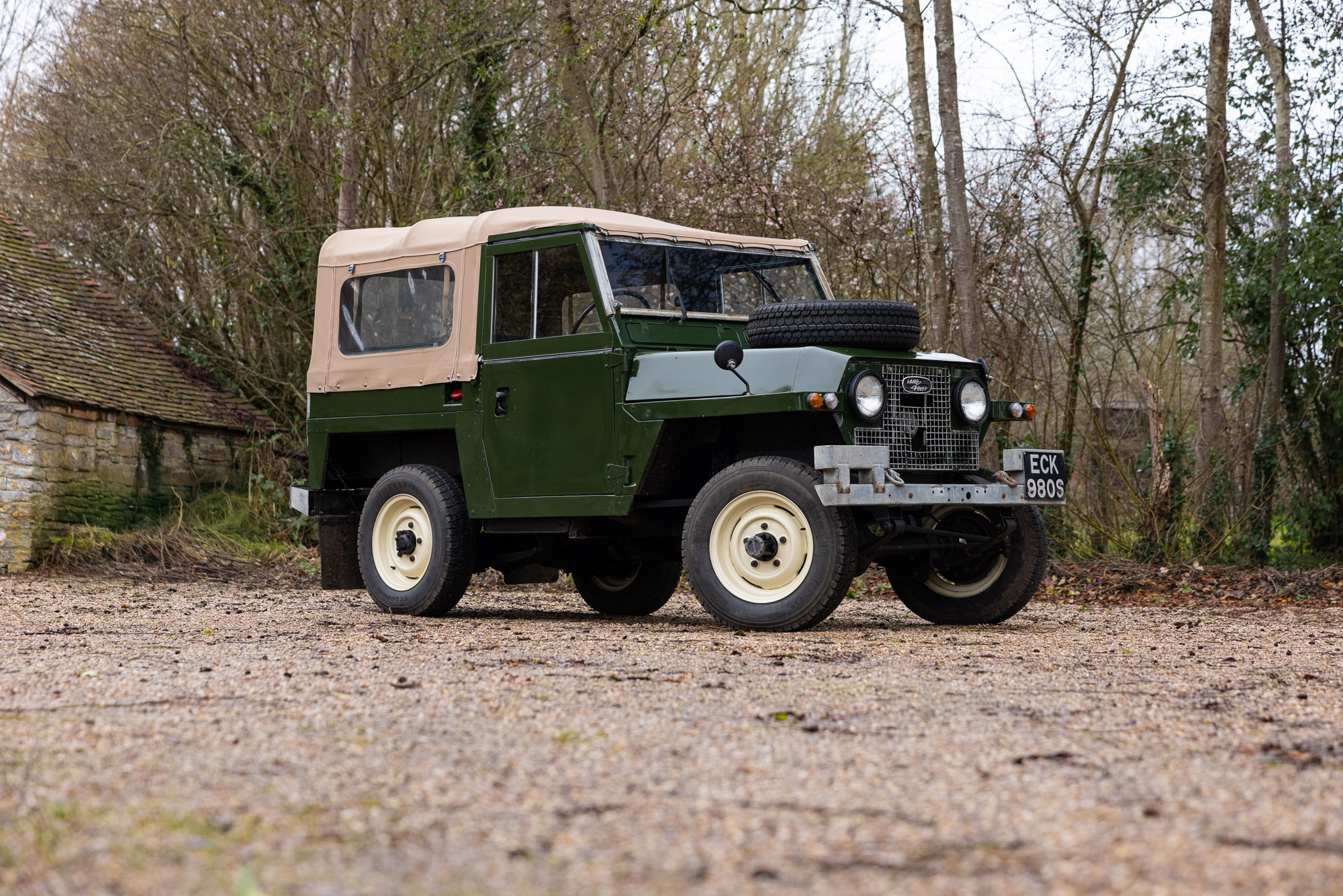1968 Land Rover Series IIA 88” Lightweight for sale by auction in ...