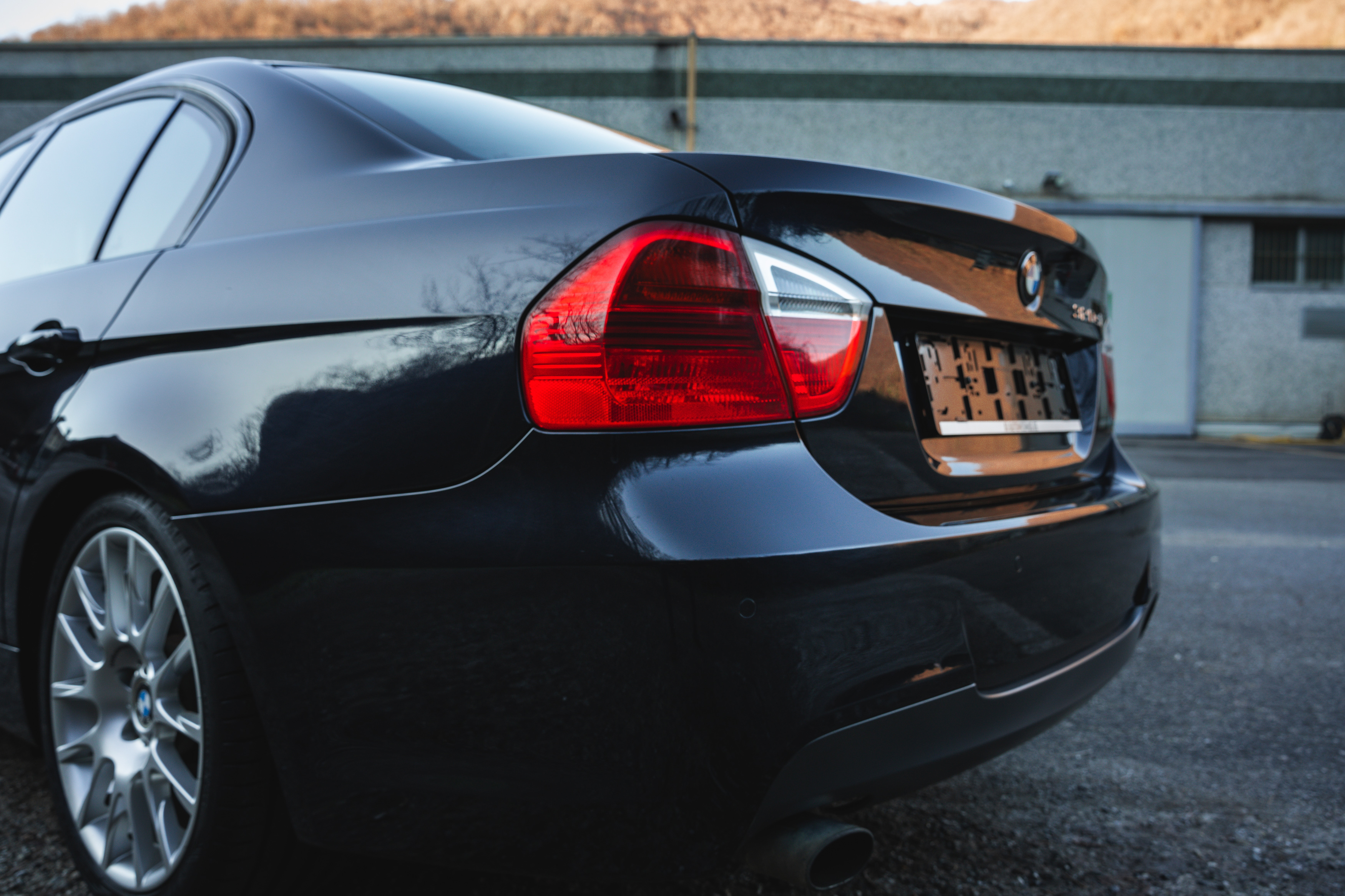 2006 BMW (E90) 320si for sale by auction in Lumezzane, Brescia, Italy