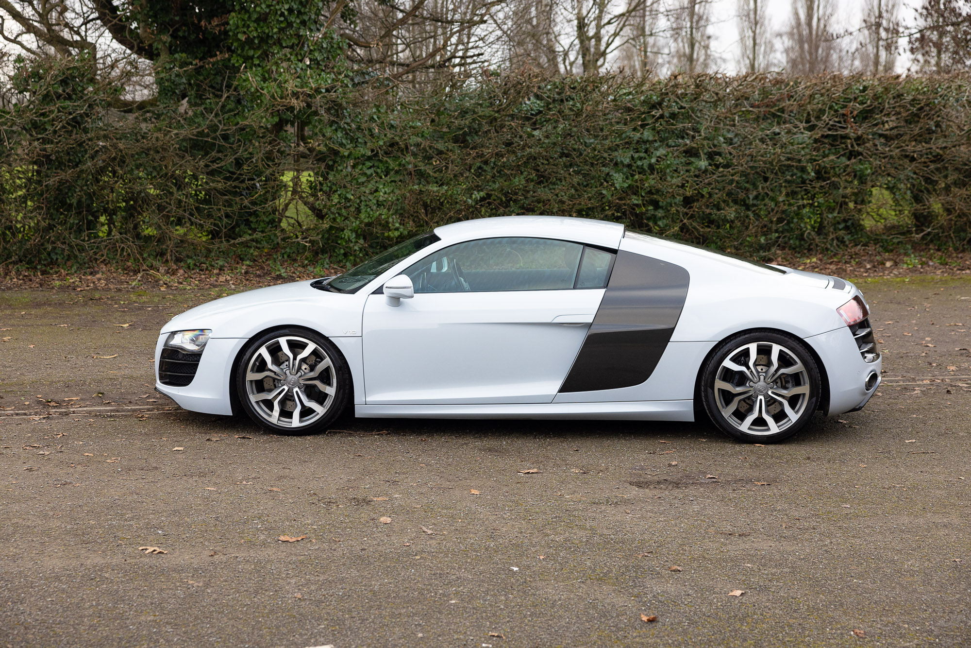 2010 Audi R8 V10 - Manual for sale by auction in Warwickshire, United ...
