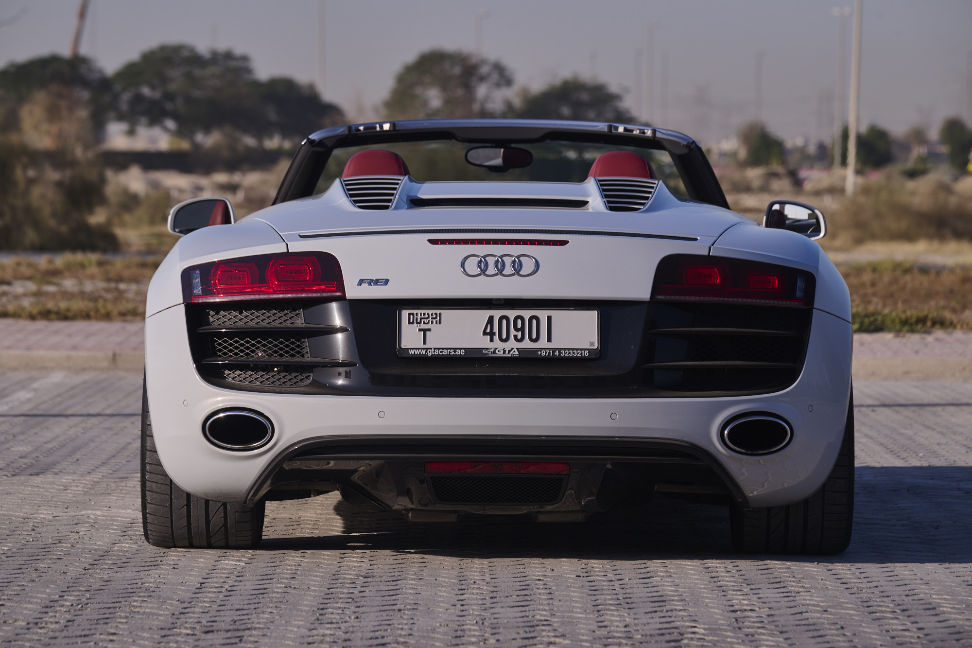 Audi R8 2024 Spyder Blanco 5.571 Audi R8 Afbeeldingen, Stockfoto's,