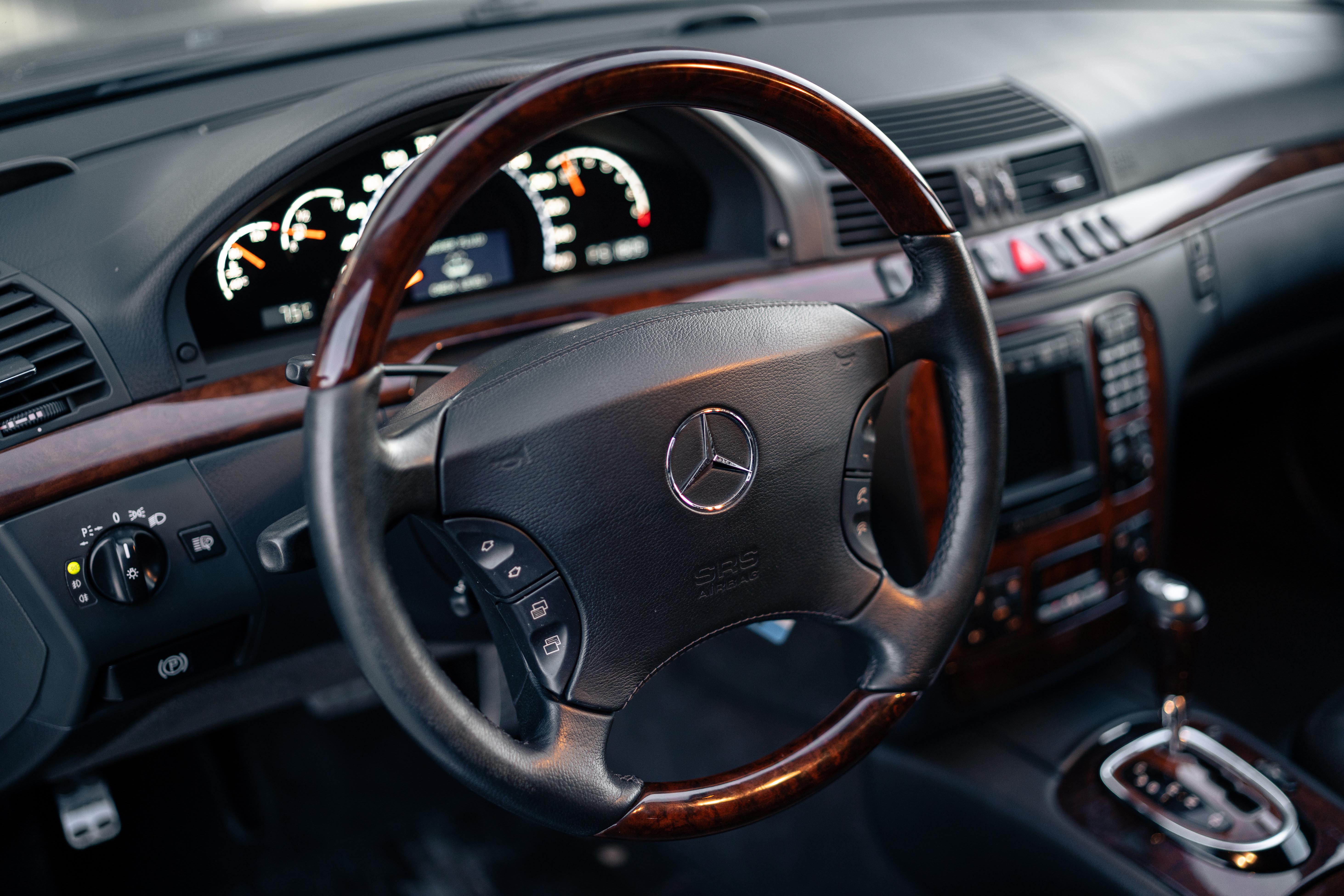 2002 Mercedes-Benz (W220) S500 Pullman Limousine for sale by auction in ...