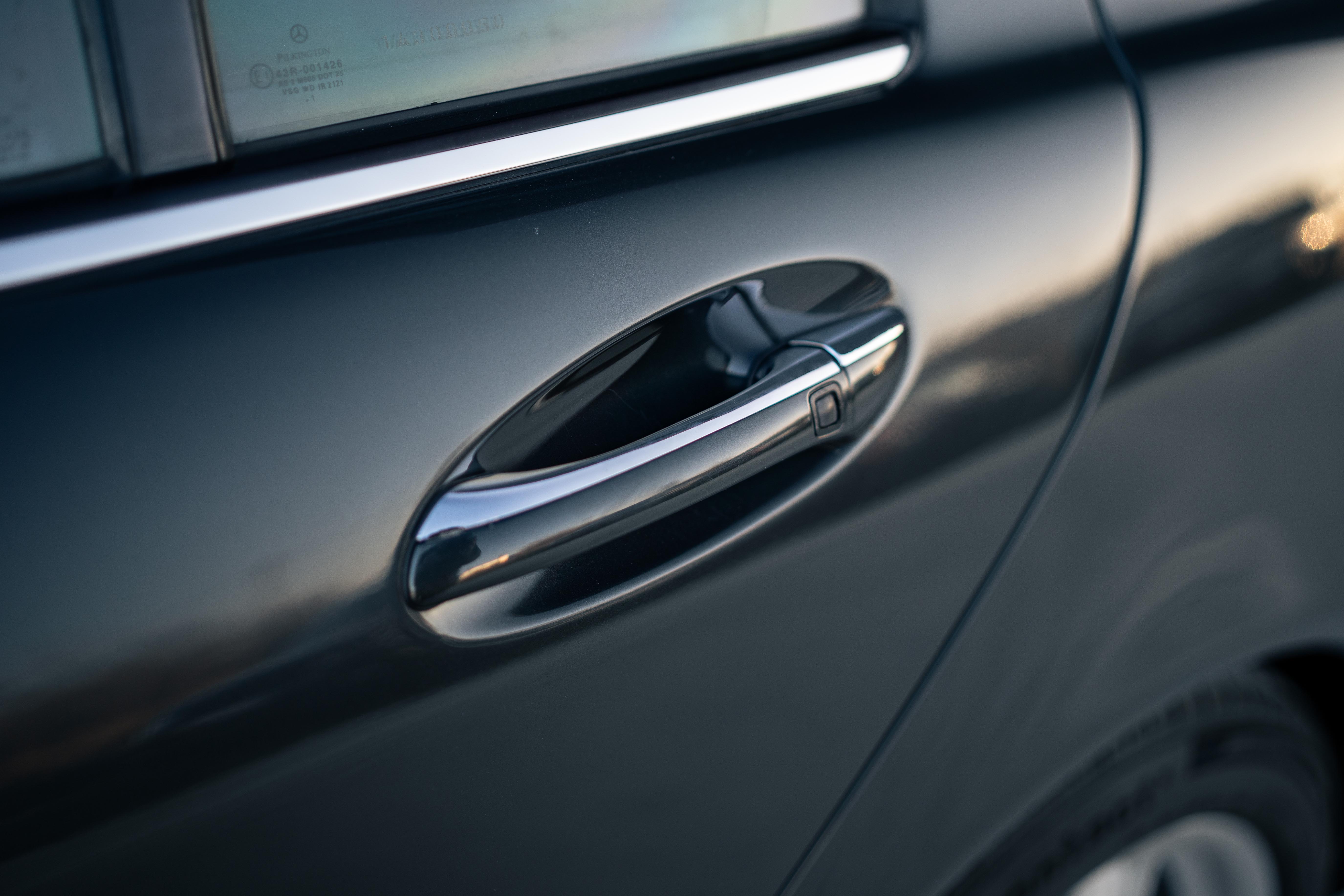 2002 Mercedes-Benz (W220) S500 Pullman Limousine for sale by auction in ...