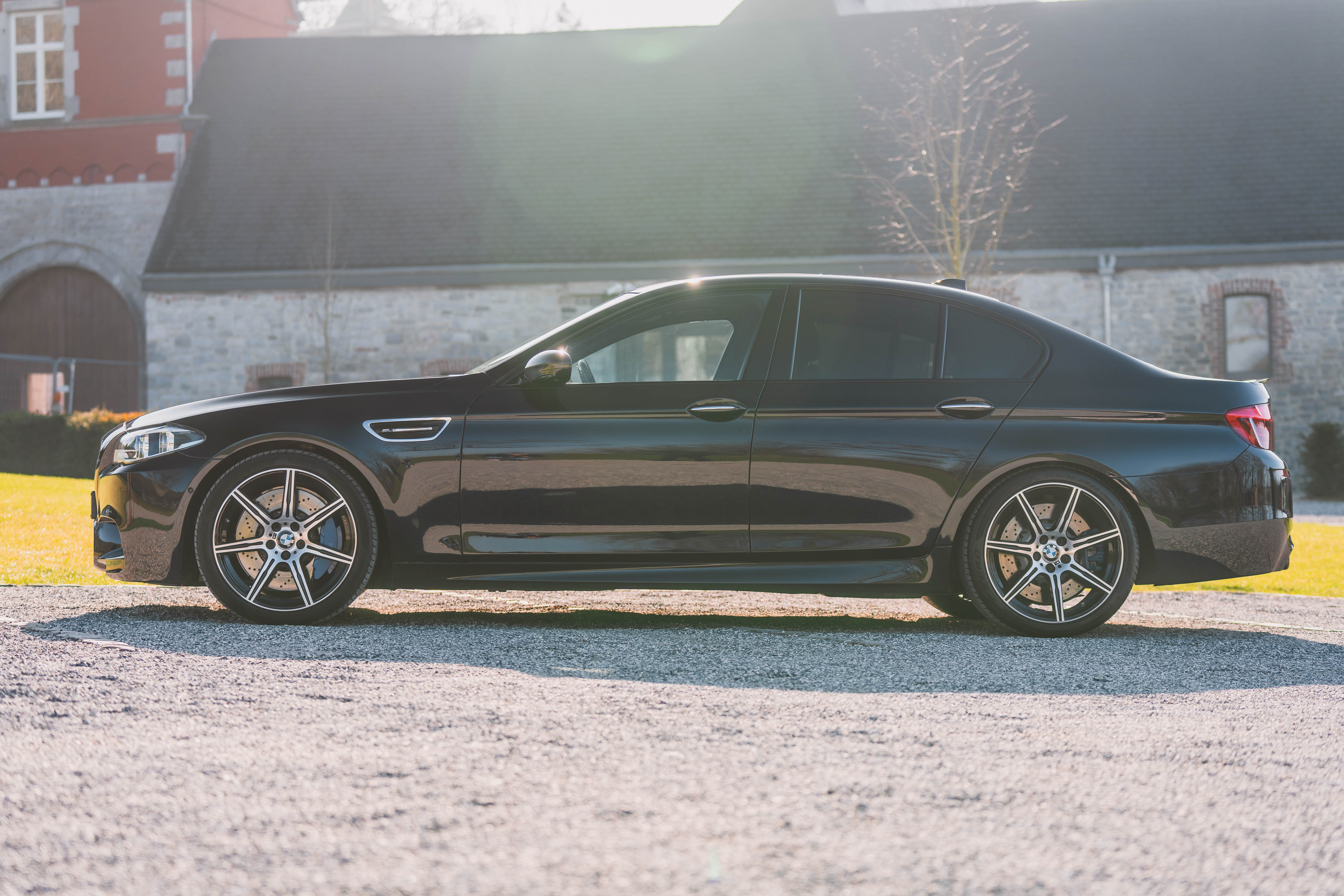 2016 BMW (F10) M5 Competition Edition for sale by auction in Rochefort ...