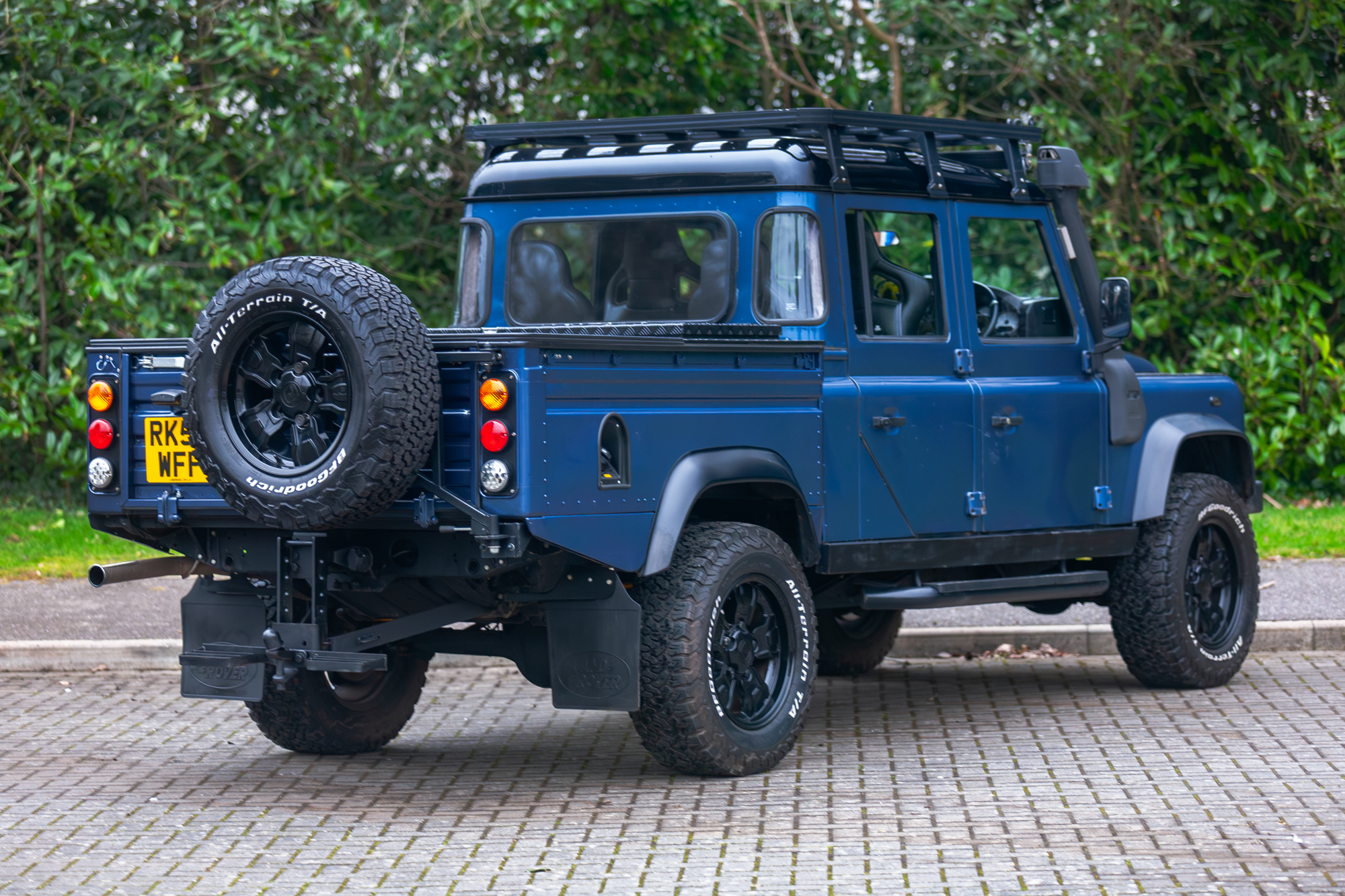 2009 Land Rover Defender 130 Double Cab Pick Up for sale by auction in ...