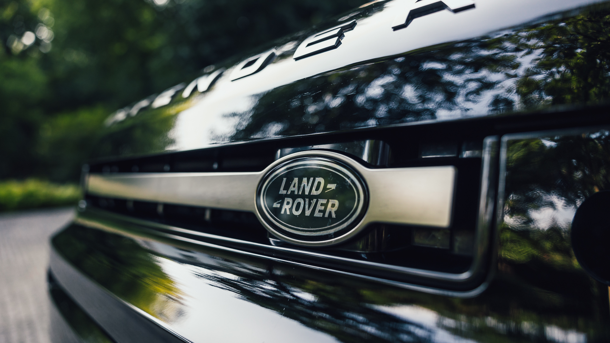 2021 Land Rover Defender 110 X P400e for sale by auction in Warsaw, Poland