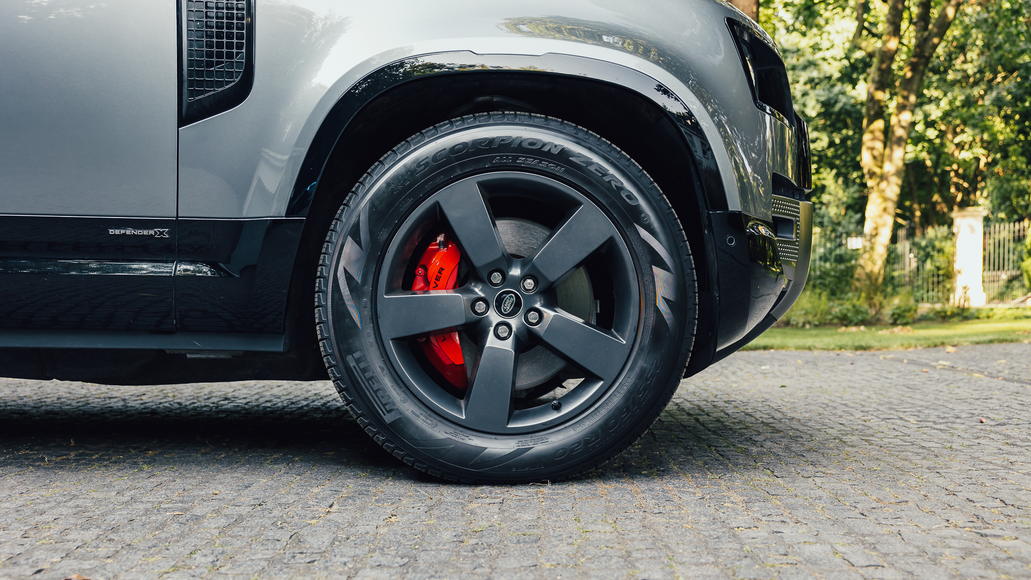 2021 Land Rover Defender 110 X P400e for sale by auction in Warsaw, Poland